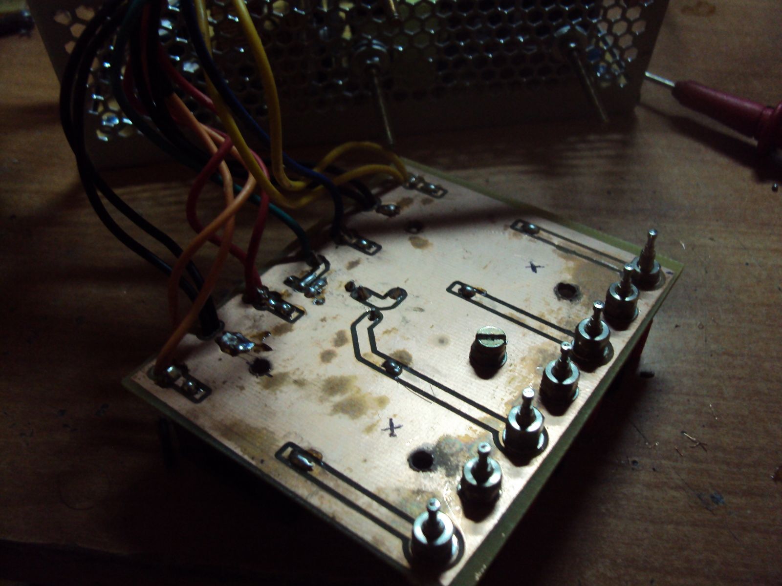 Essential Benchtop Lab SMPS From a Computer SMPS : 6 Steps - Instructables