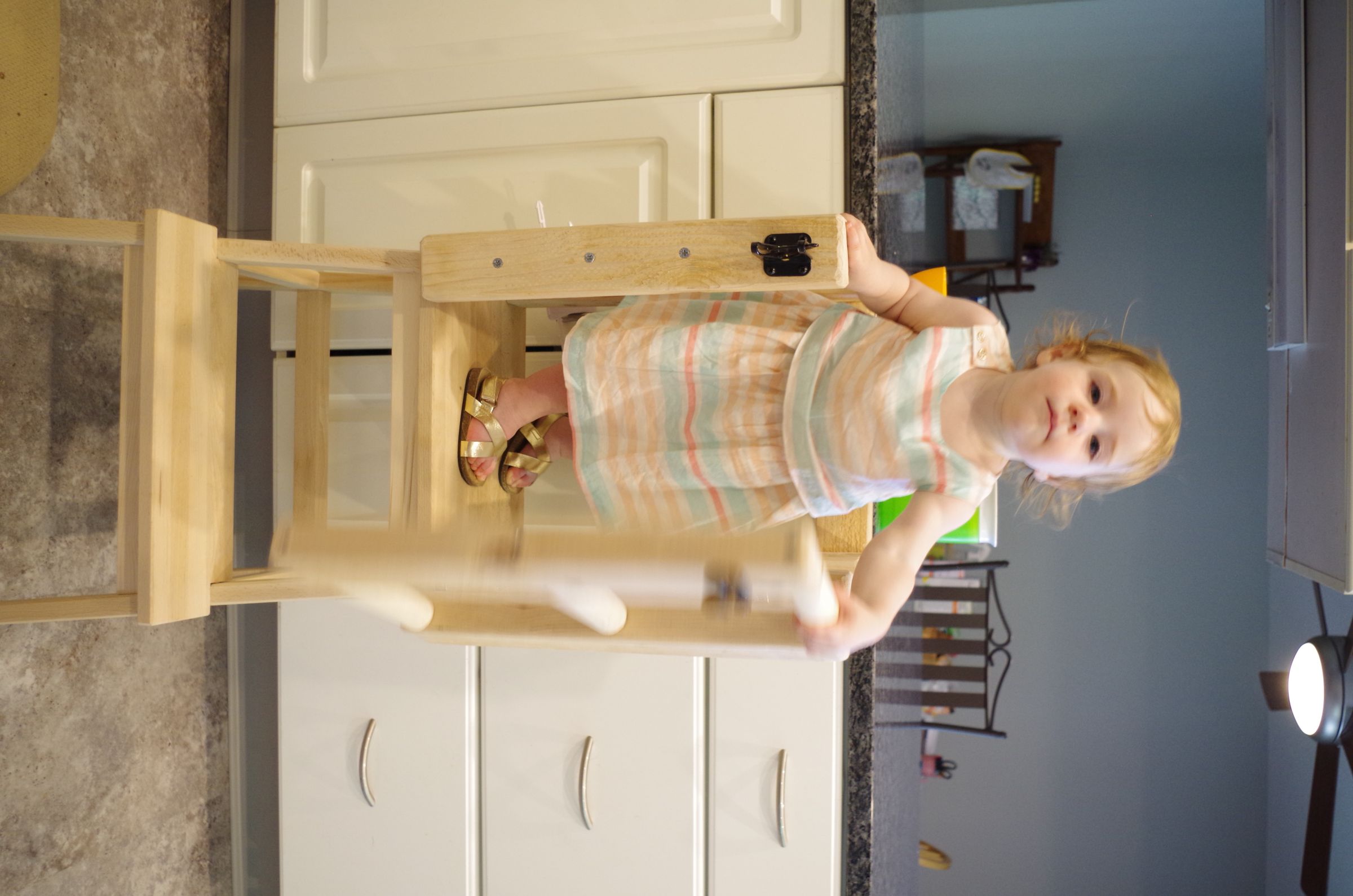 Kitchen Helper Tower : 8 Steps (with Pictures) - Instructables