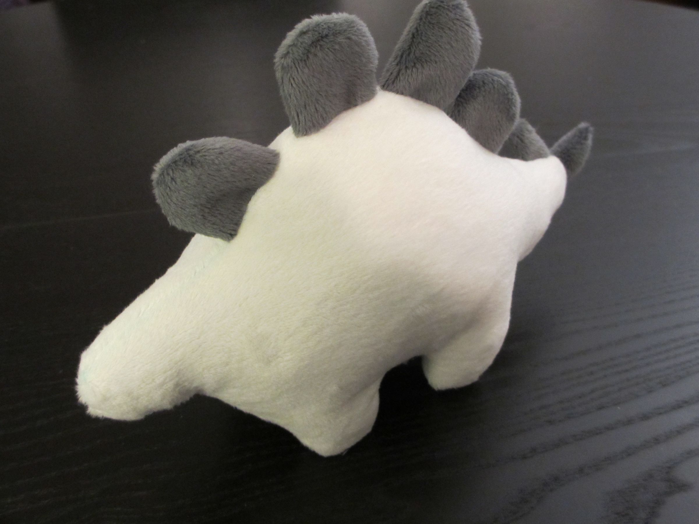 Steggy the Stegosaurus : 7 Steps (with Pictures) - Instructables