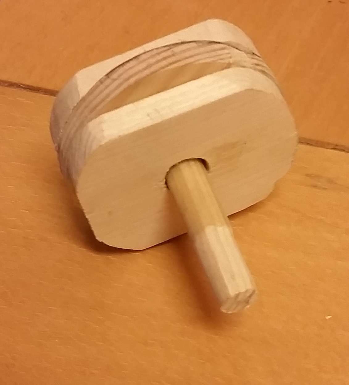 Rotating Knob/wheel/crankhandle : 9 Steps (with Pictures) - Instructables