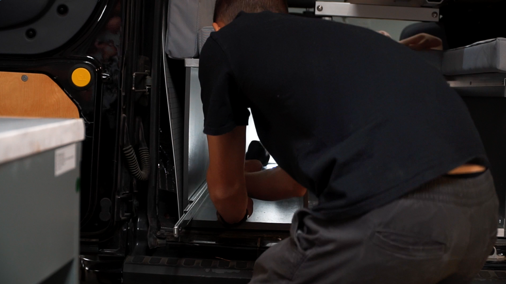 DIY Van Slide Out Storage #VANLIFE : 5 Steps - Instructables