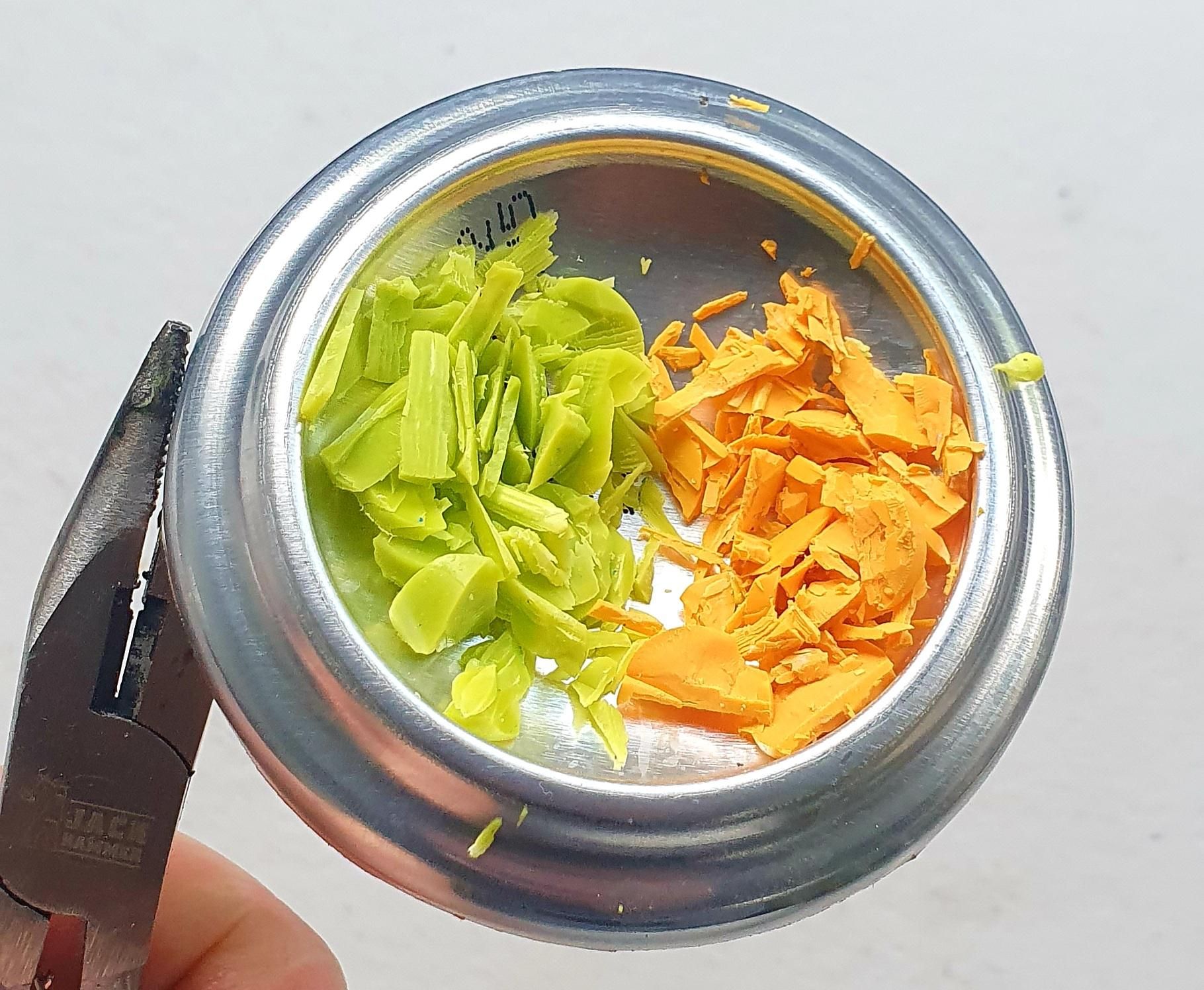 Mini Crayon Art Works : 10 Steps - Instructables