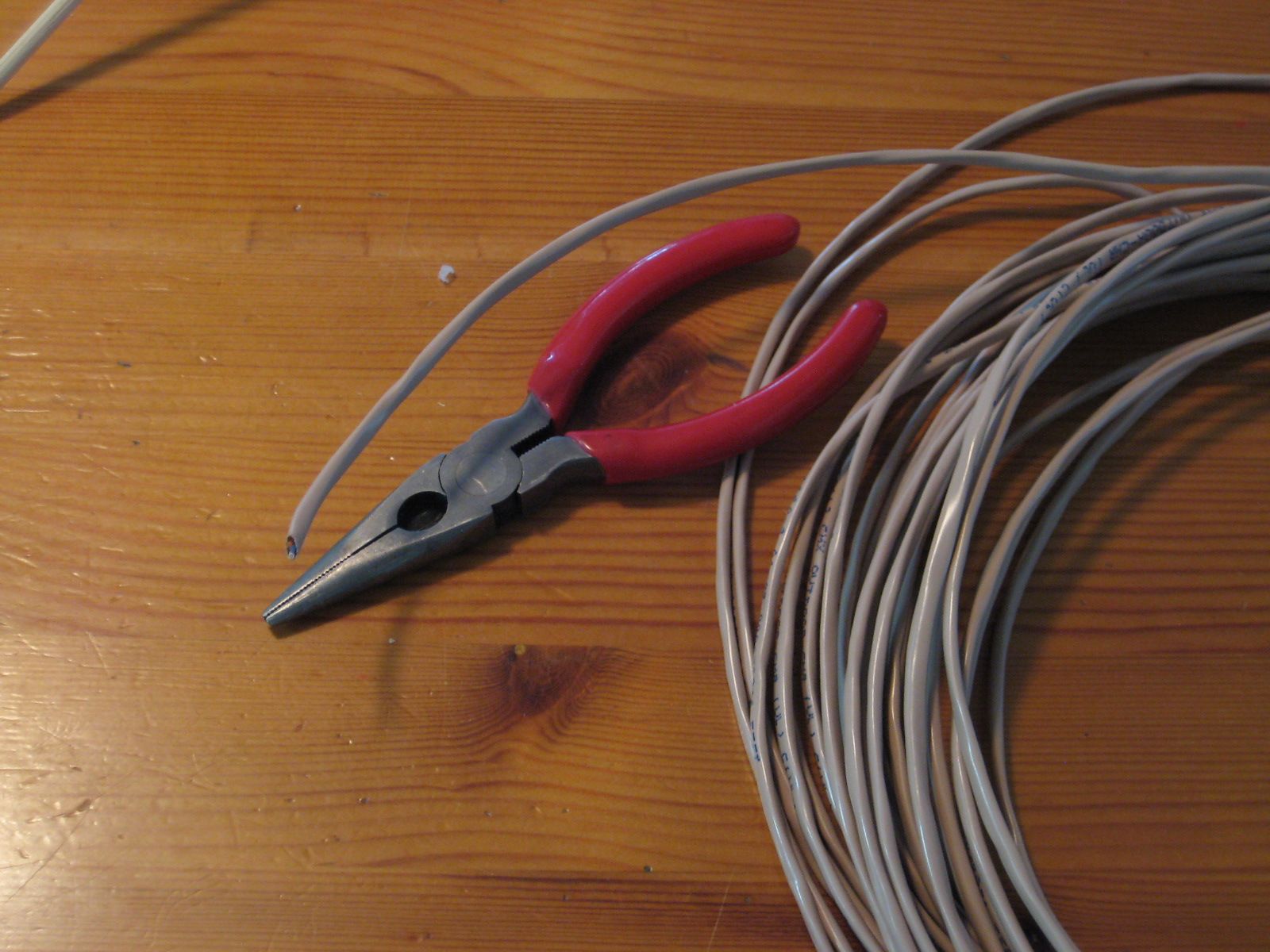 Giant Bristle Bot : 7 Steps - Instructables