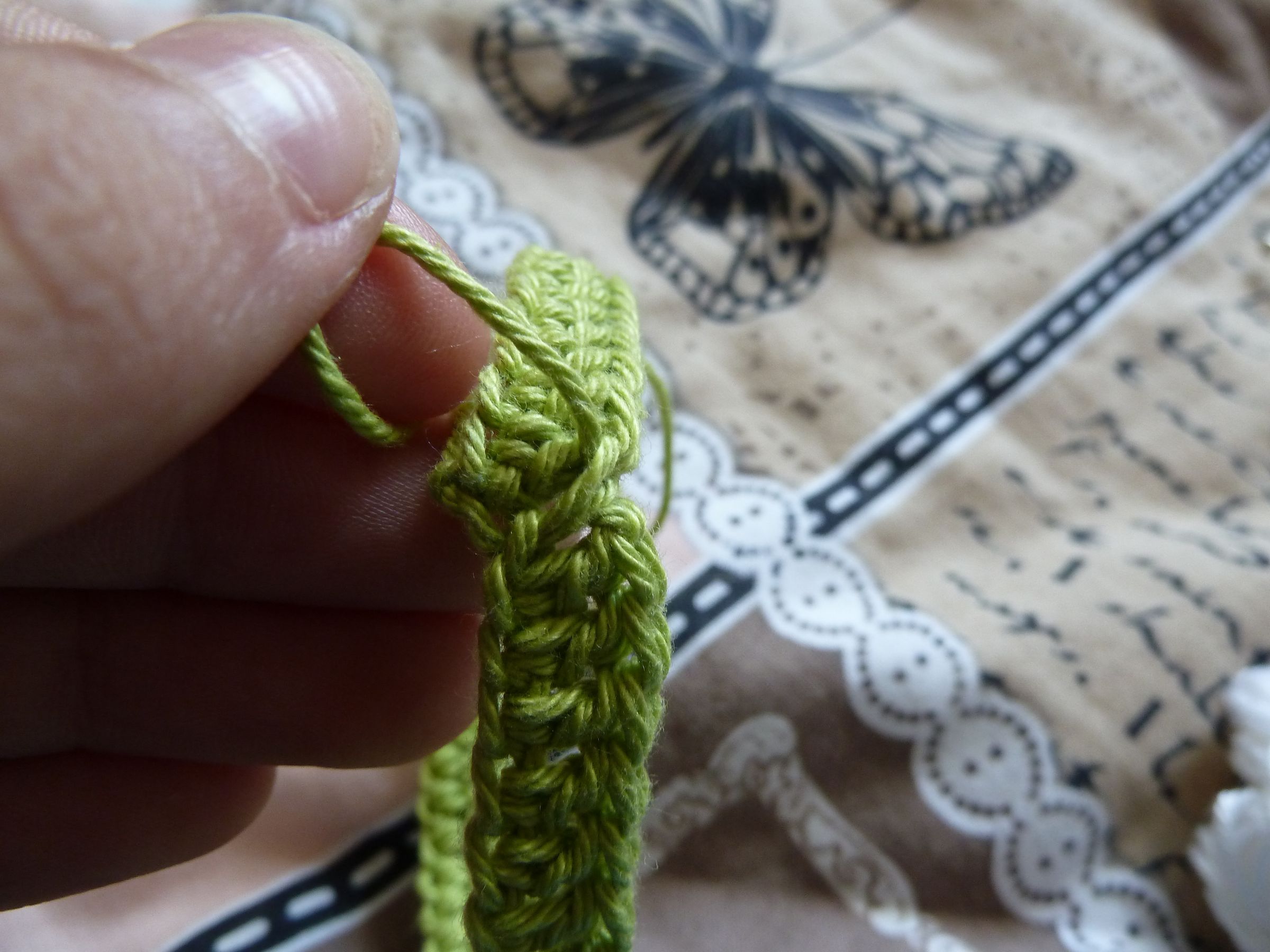 Infinite Circles Crochet Bracelet : 6 Steps (with Pictures) - Instructables