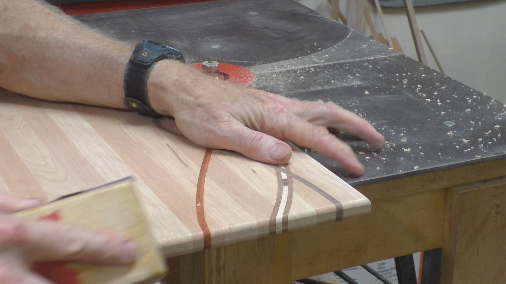 Cutting Board With Curved Inlay : 11 Steps (with Pictures) - Instructables