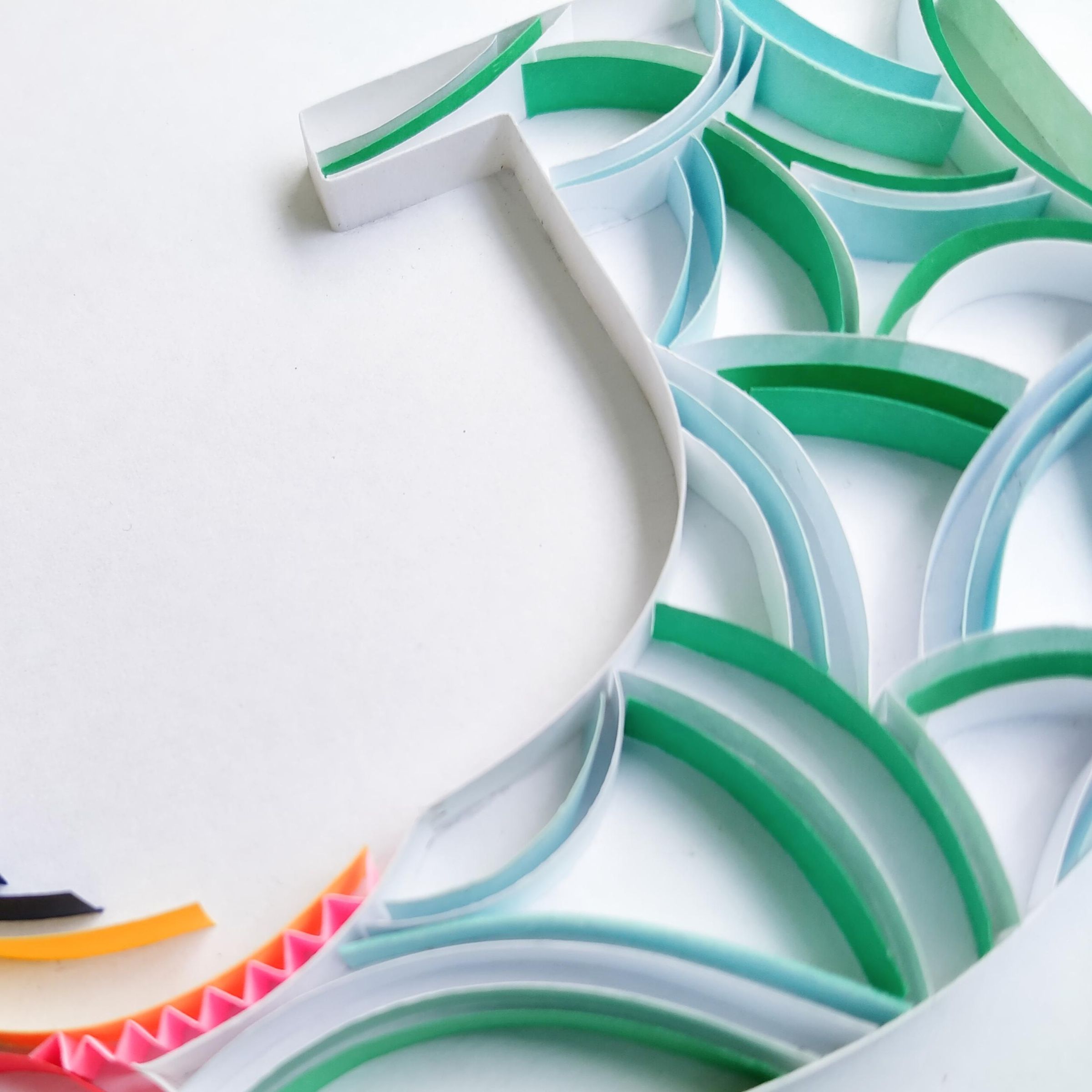 Colorful Paper Quilling Monogram G for Graduation : 4 Steps (with ...