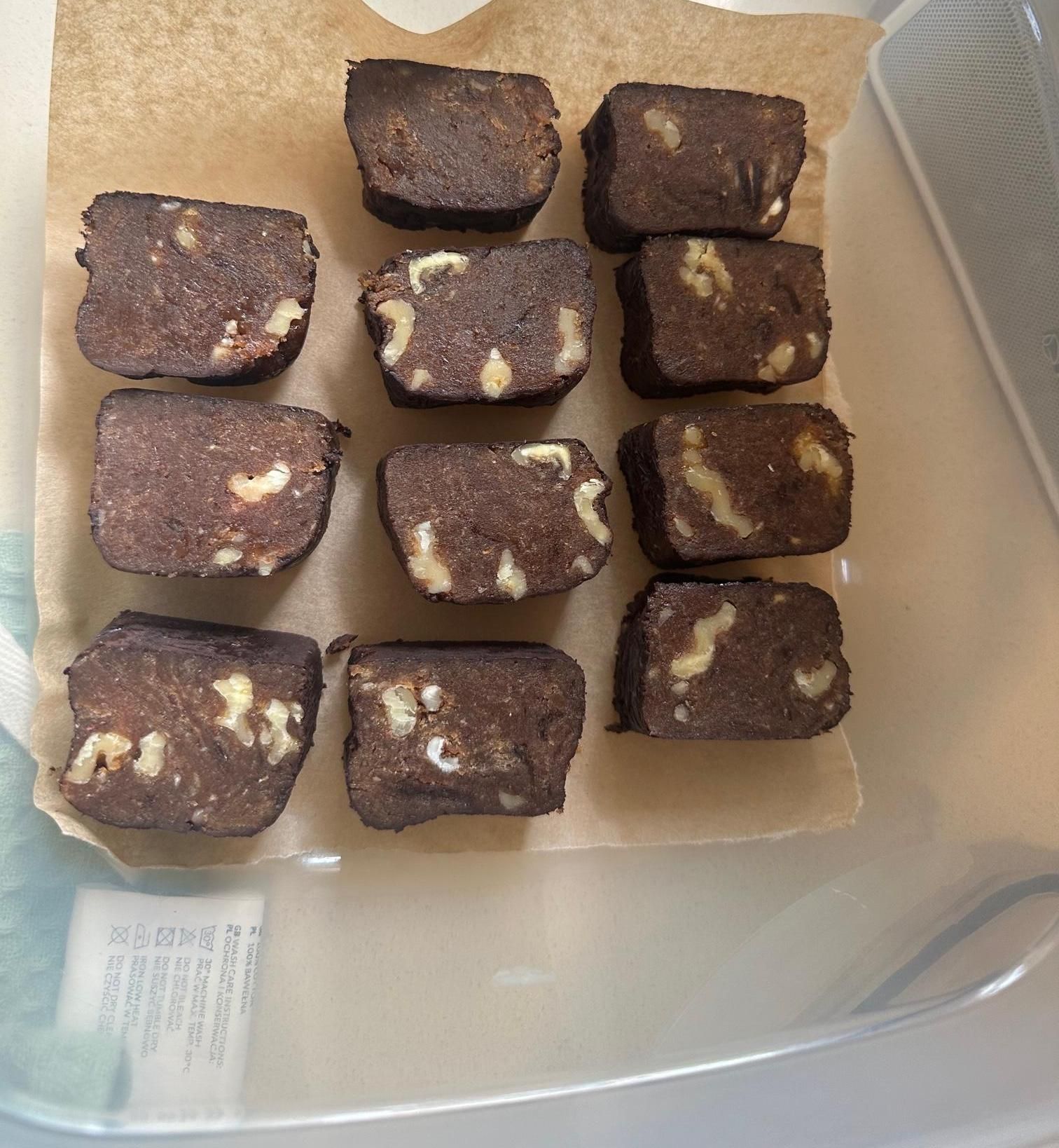 DIY Dates Protein Bar : 4 Steps - Instructables