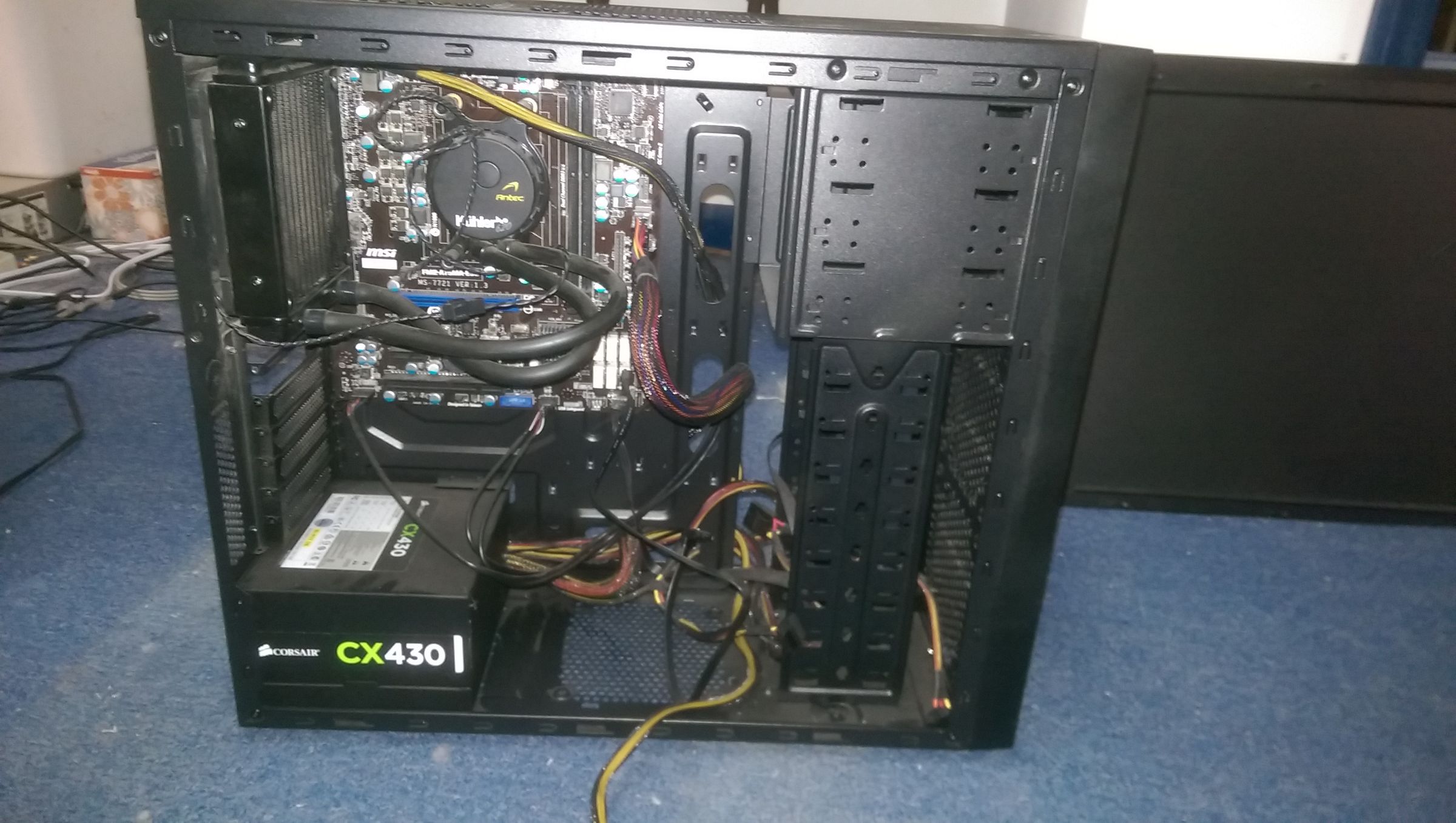 How to Put Together a Computer : 10 Steps (with Pictures) - Instructables