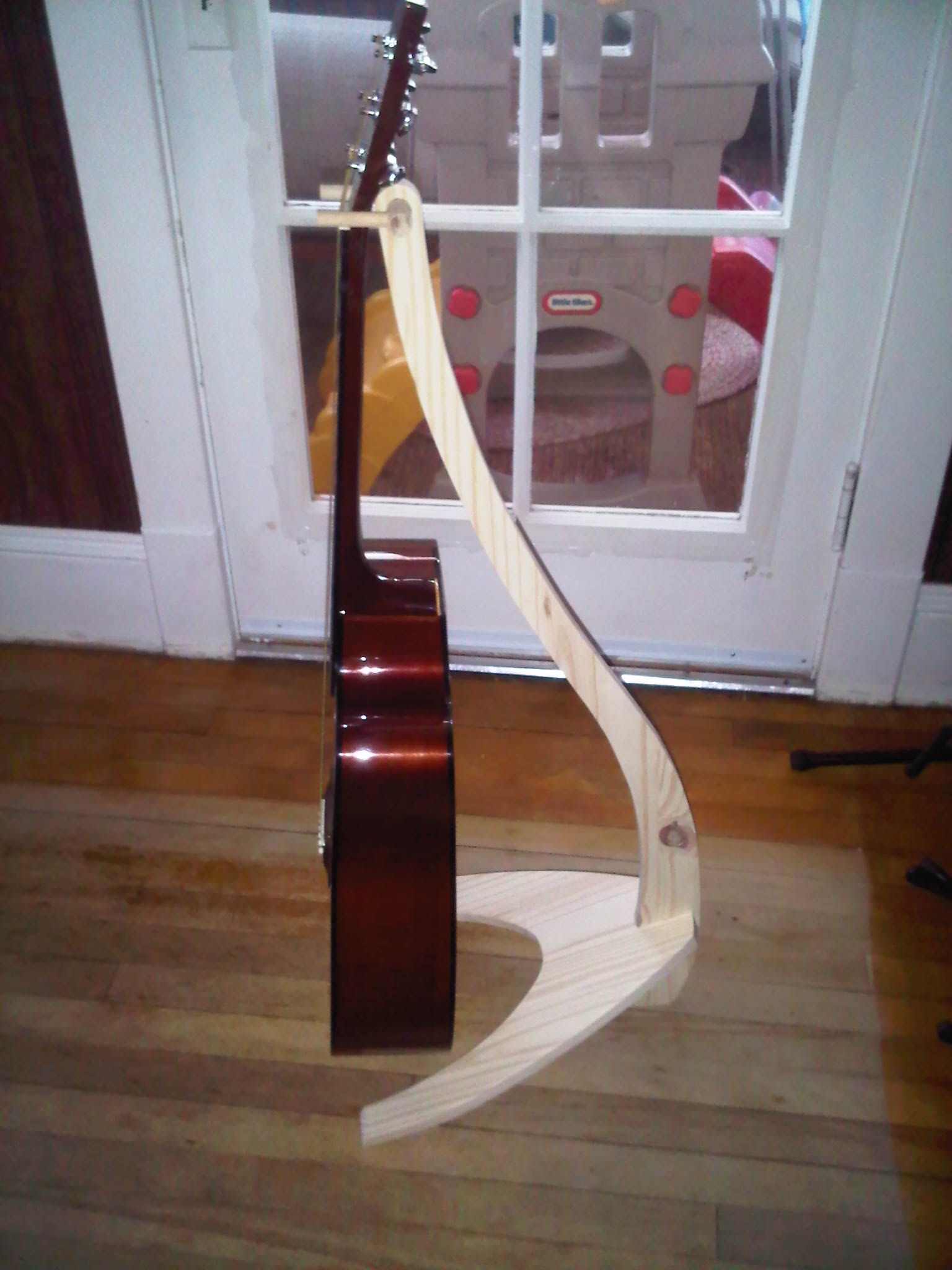 Guitar Stand Deux : 6 Steps (with Pictures) - Instructables