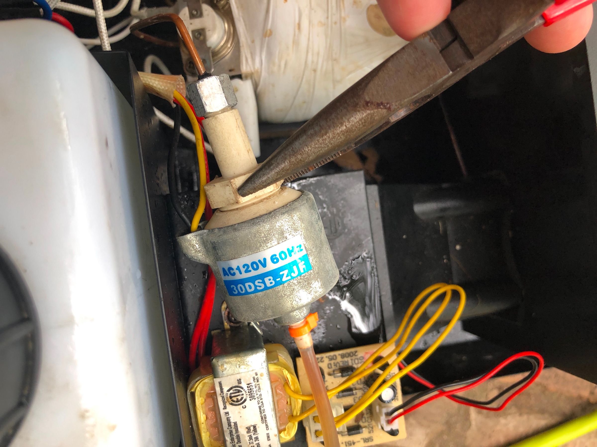 Fix a 400W Fog Machine Pump : 5 Steps - Instructables