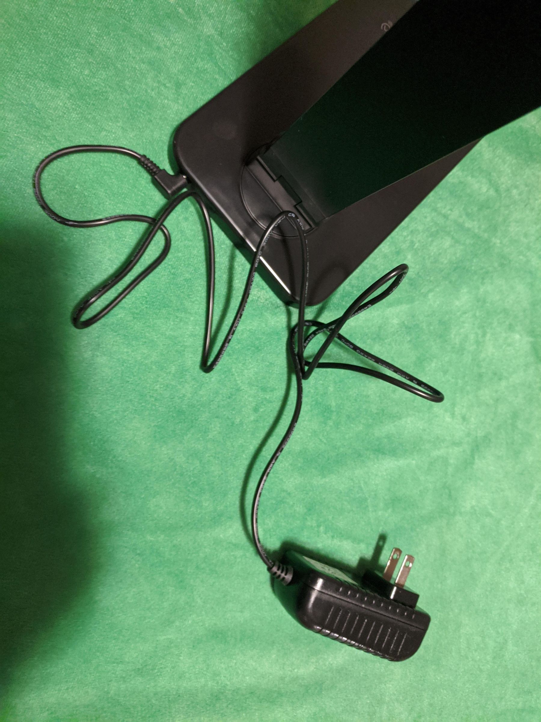 Desk Lamp on and Off the Grid : 5 Steps - Instructables