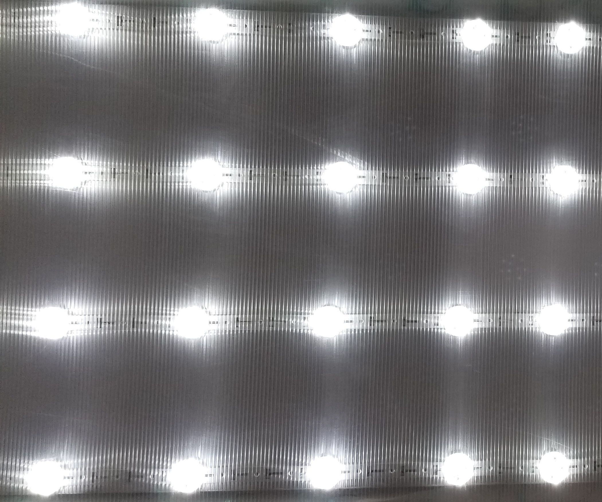 200 Watt Solar Day Lamp for Banks Offices Factories Etc : 8 Steps ...