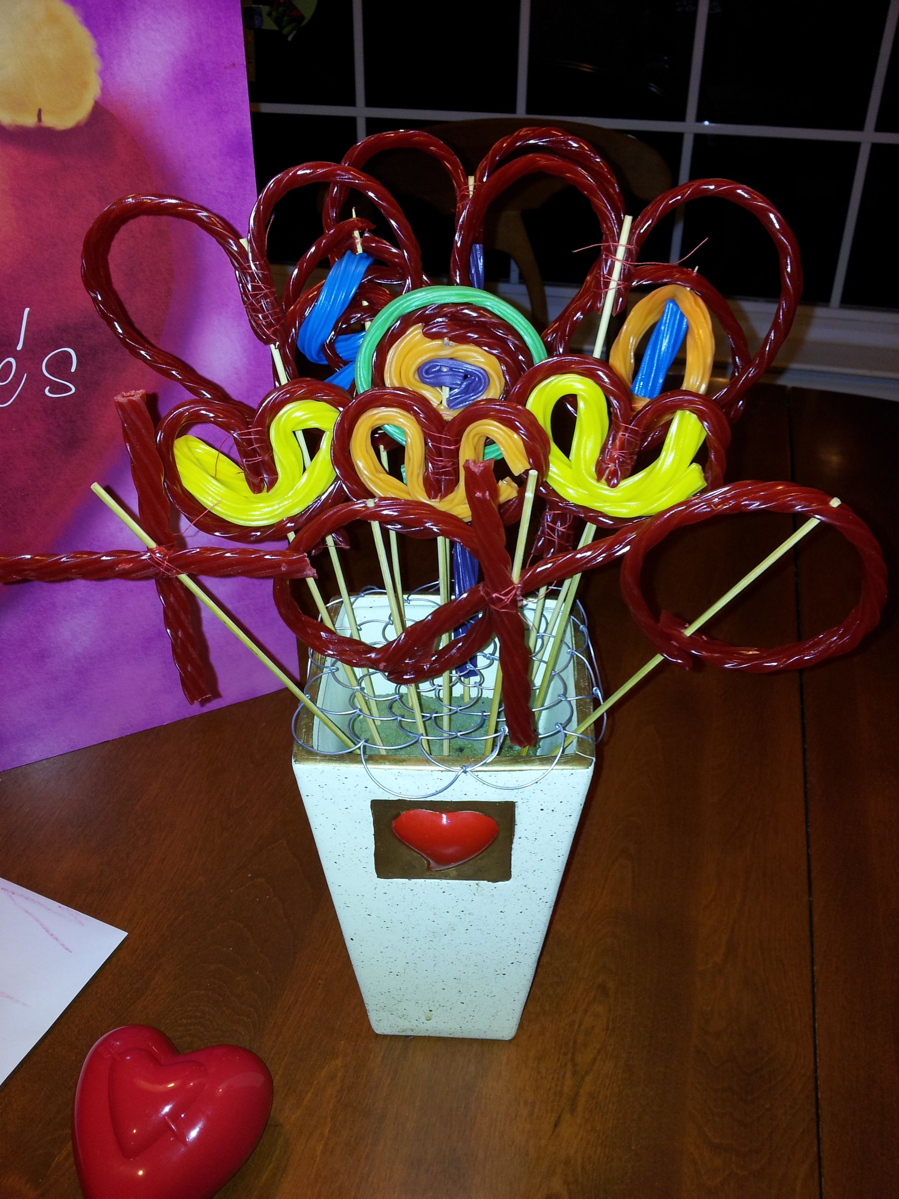Valentine's Day Twizzler Flowers - Instructables