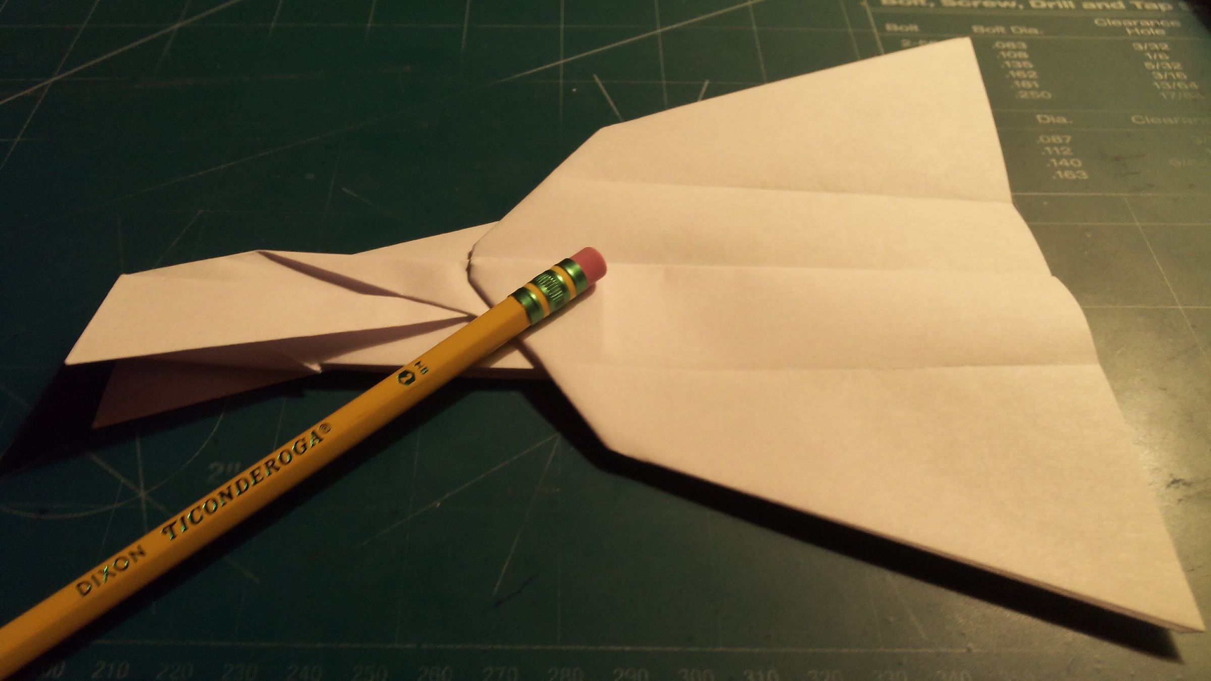 How to Make the Super StratoVulcan Paper Airplane : 6 Steps (with ...