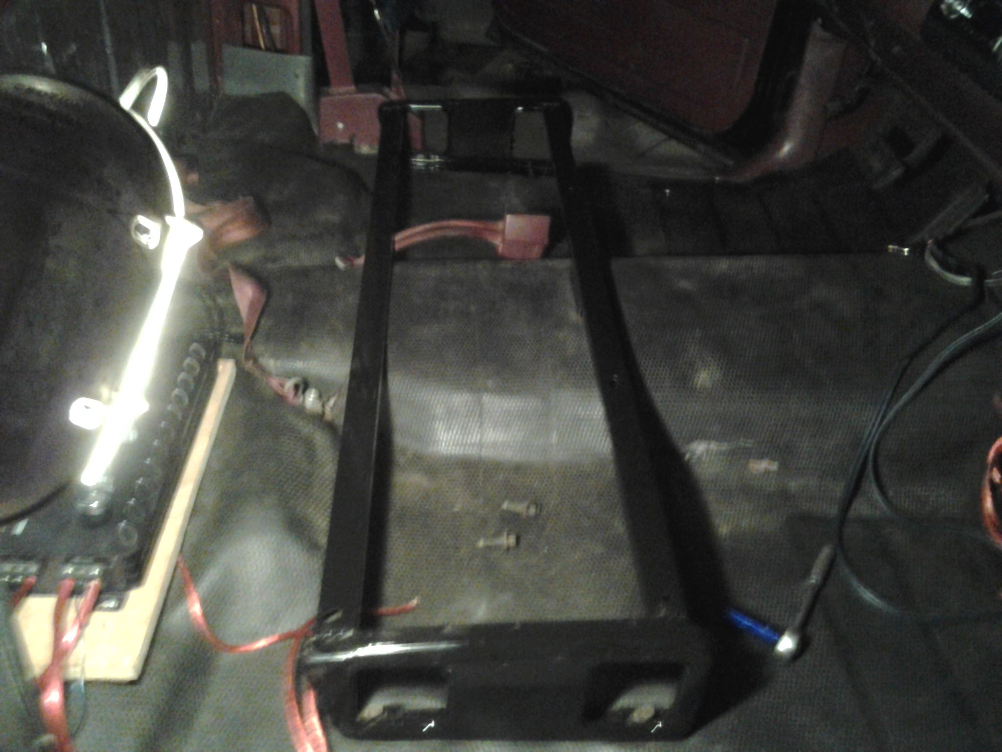 How to Build a Fiberglass Sub Box : 11 Steps (with Pictures ...