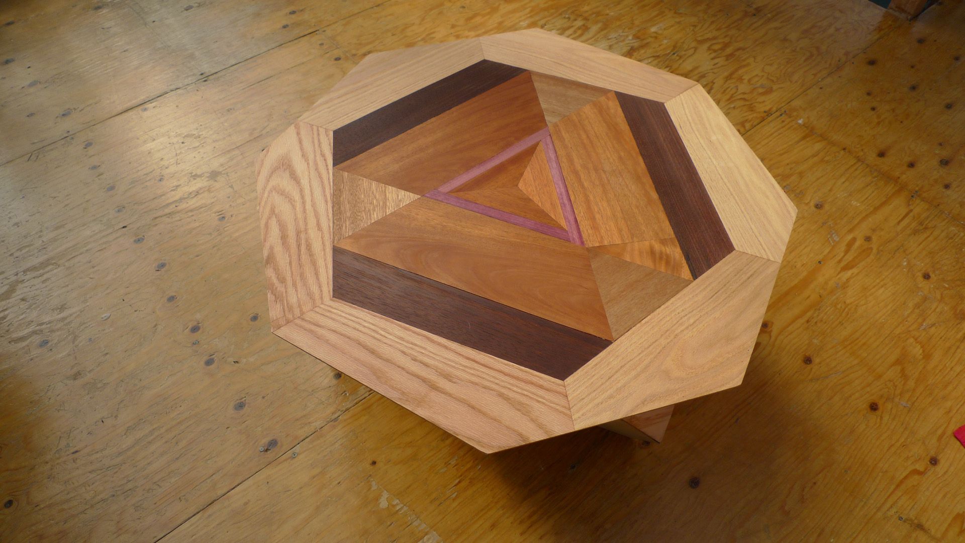 Tetra Table : 24 Steps (with Pictures) - Instructables