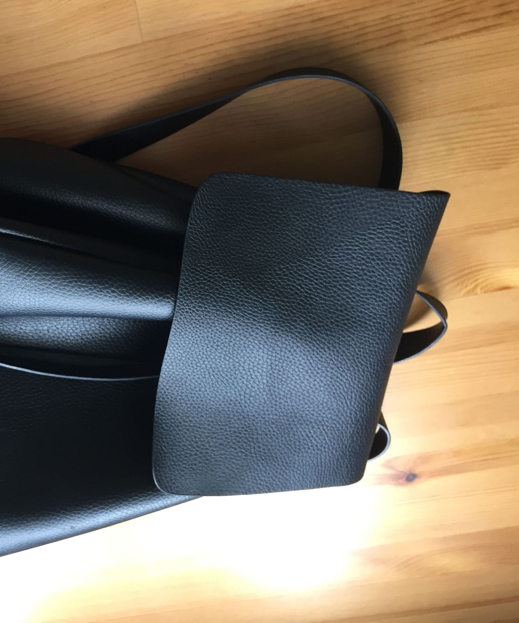 How to Clean Your Leather Bag or Purse : 7 Steps (with Pictures ...