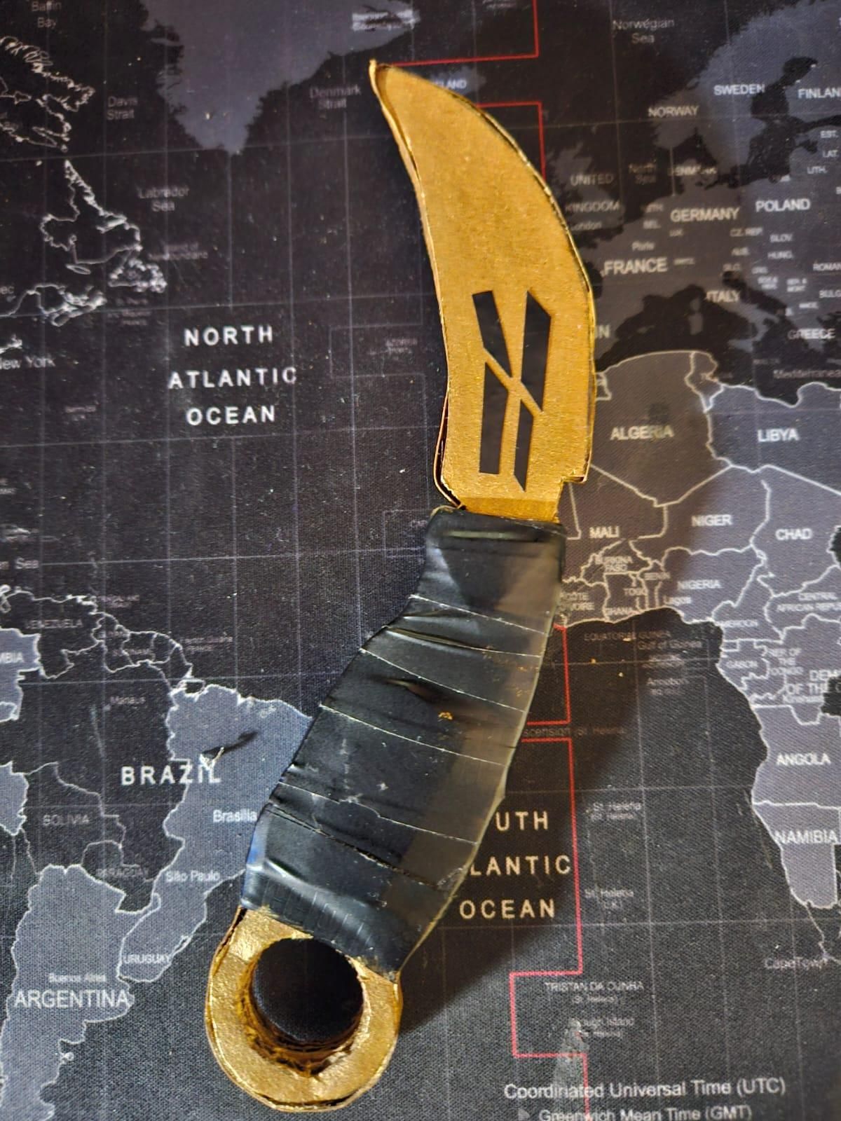 Cardboard Karambit : 8 Steps - Instructables