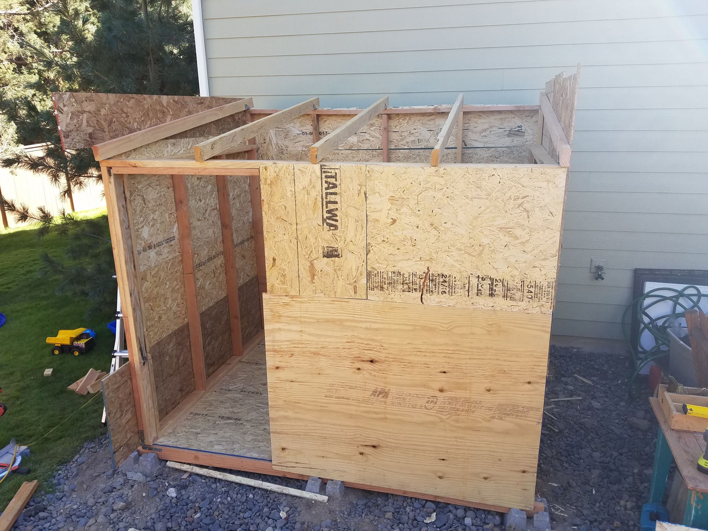 Reclaimed Nearly Free Tool Shed : 9 Steps (with Pictures) - Instructables
