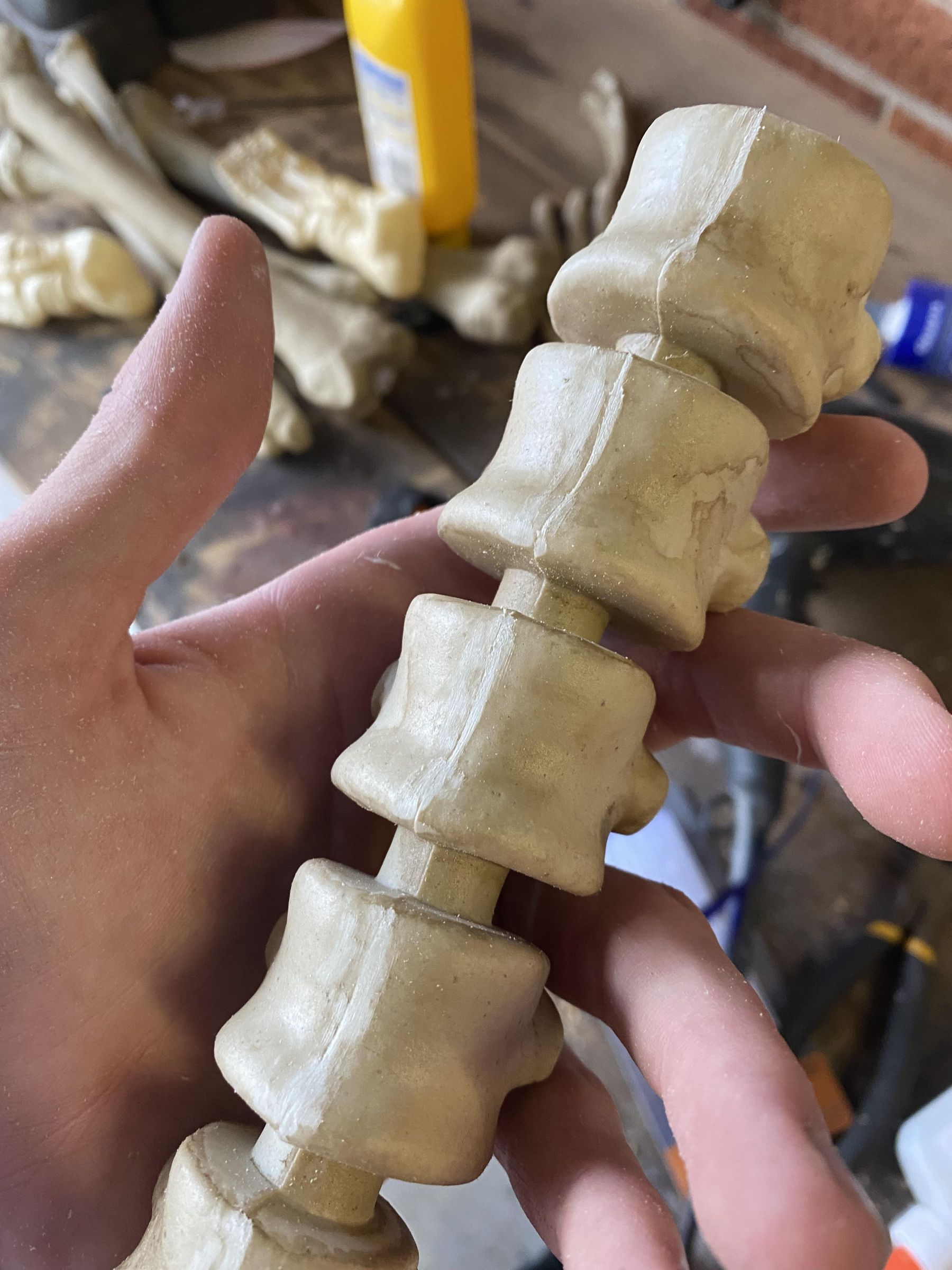 How to Turn a Dollar Store Skeleton Into a Realistic Prop Easily : 5 ...