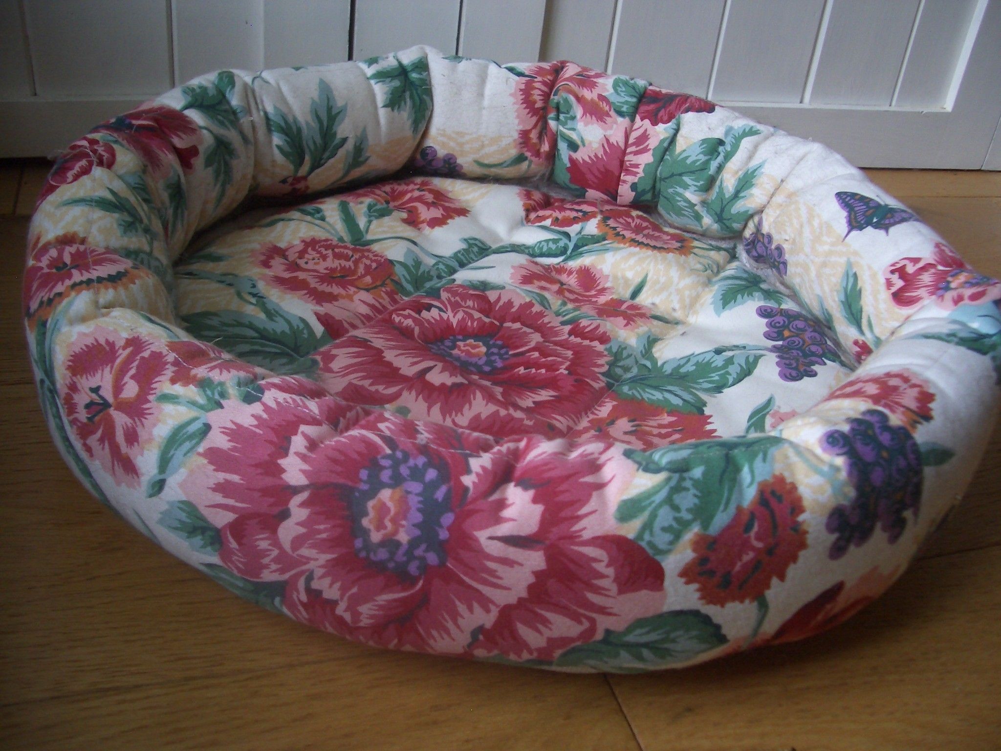 A Classy Cat Bed : 6 Steps (with Pictures) - Instructables