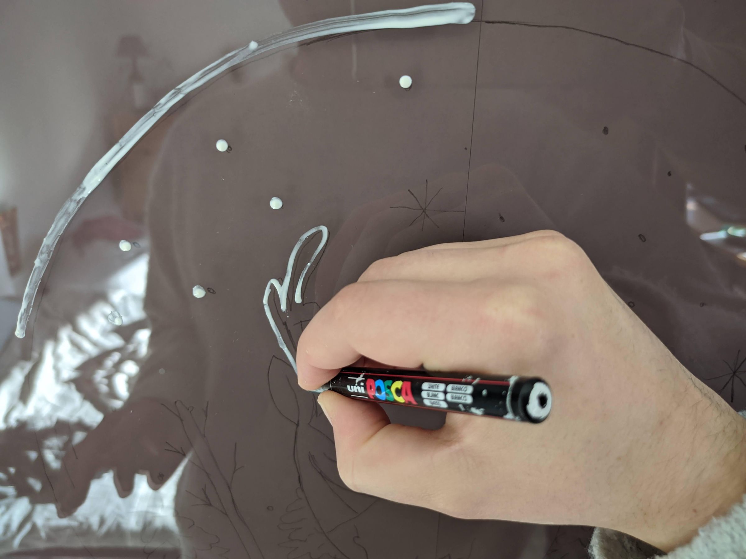 How to Paint on Your Windows : 7 Steps (with Pictures) - Instructables