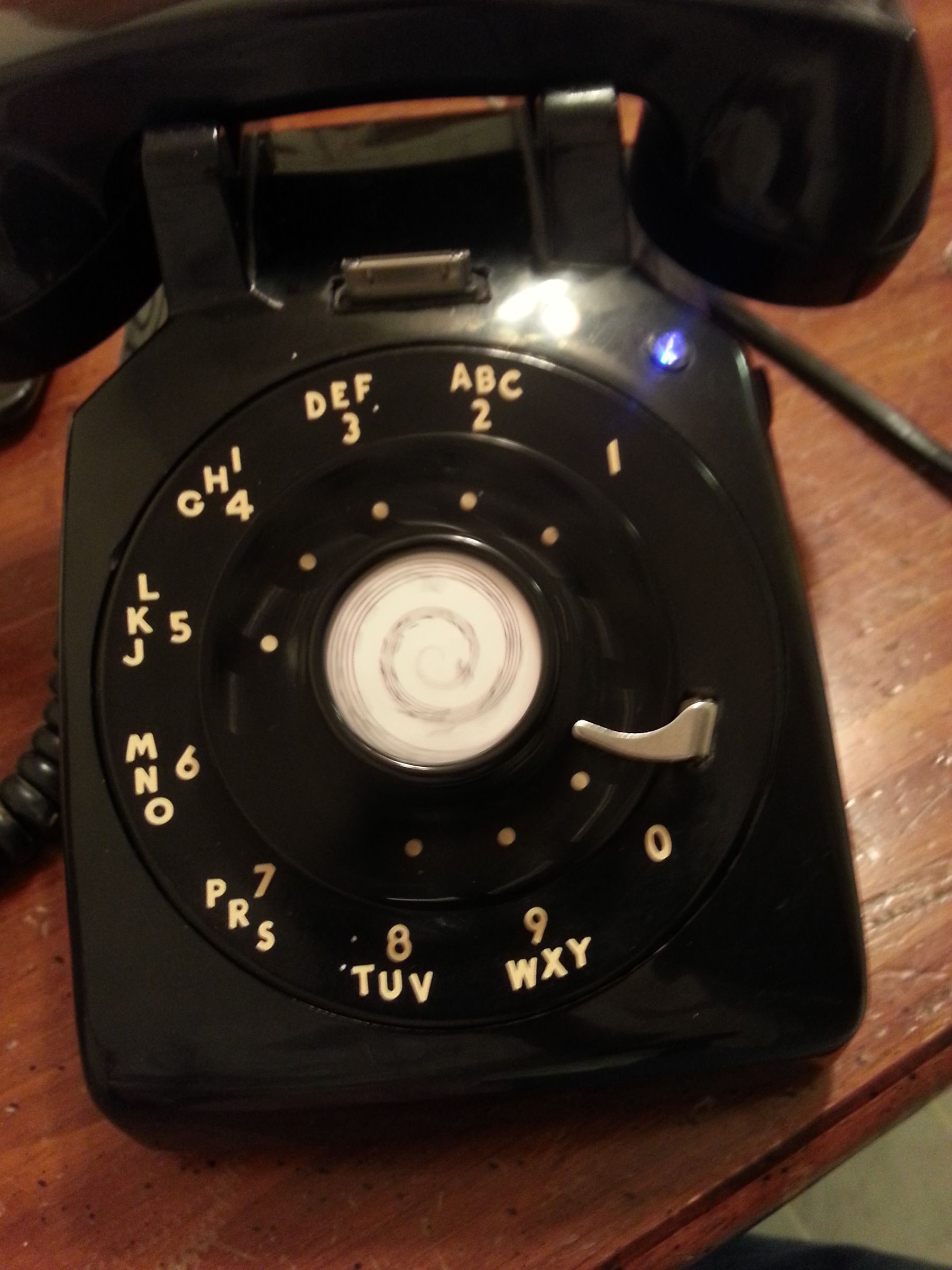 Rotary Phone IPod Dock : 14 Steps (with Pictures) - Instructables