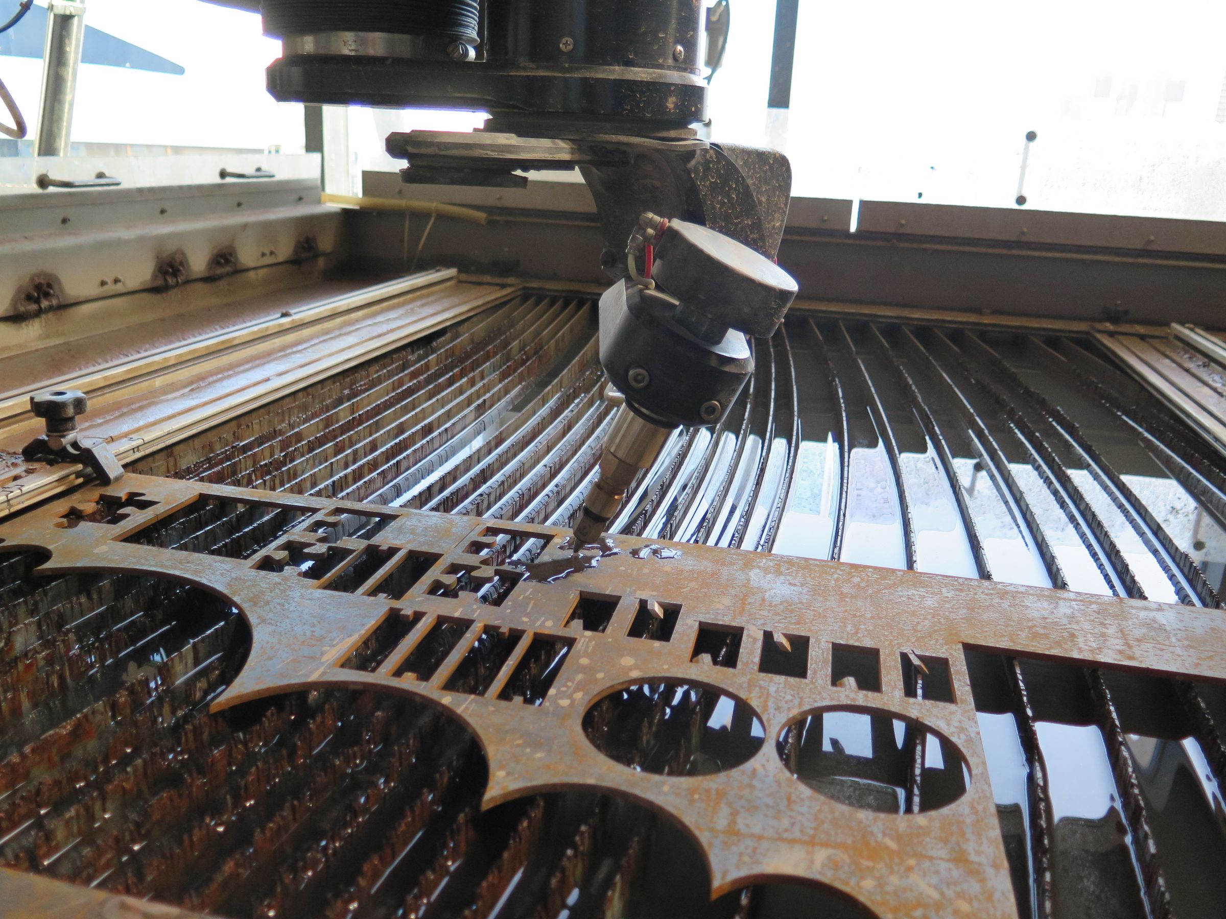 Making 5-Axis Cuts on an OMAX Waterjet : 14 Steps (with Pictures ...