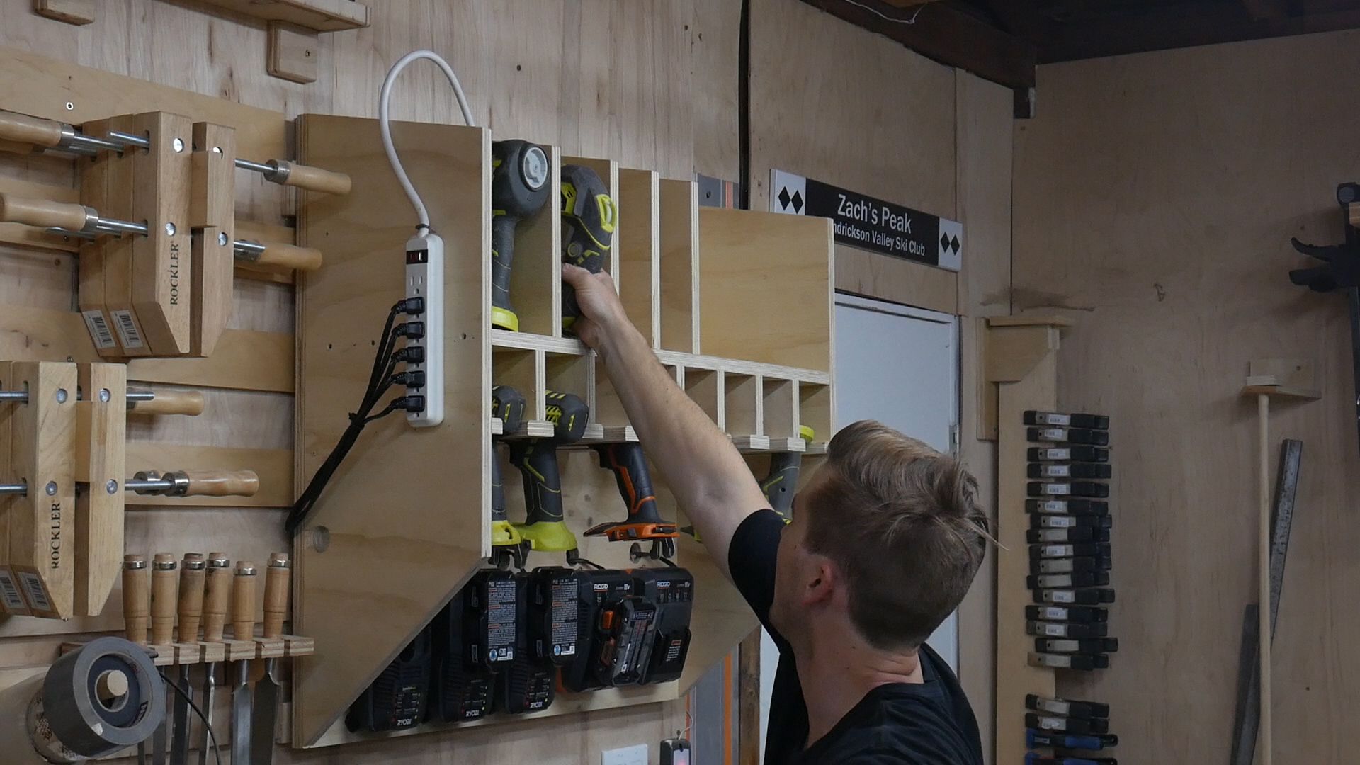 Ultimate Drill Charging / Storage Station : 13 Steps (with Pictures ...