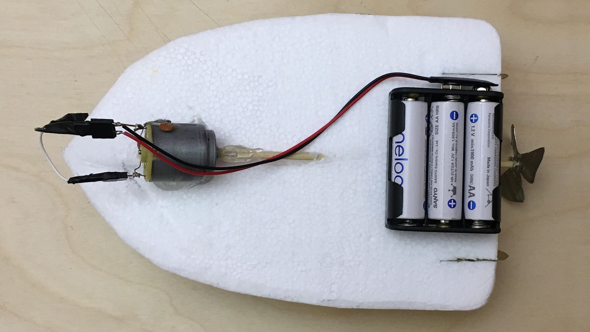 DIY Electric Toy Boat : 4 Steps (with Pictures) - Instructables