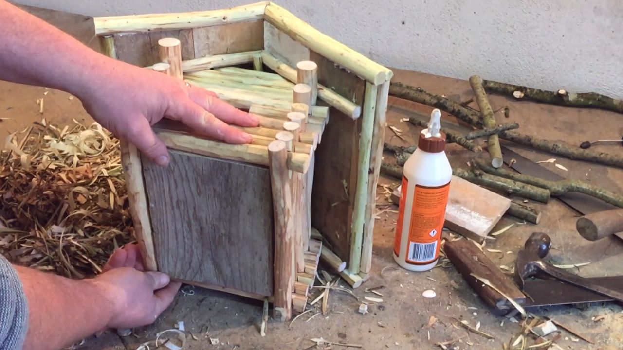 DIY Log Cabin Bird House : 15 Steps (with Pictures) - Instructables