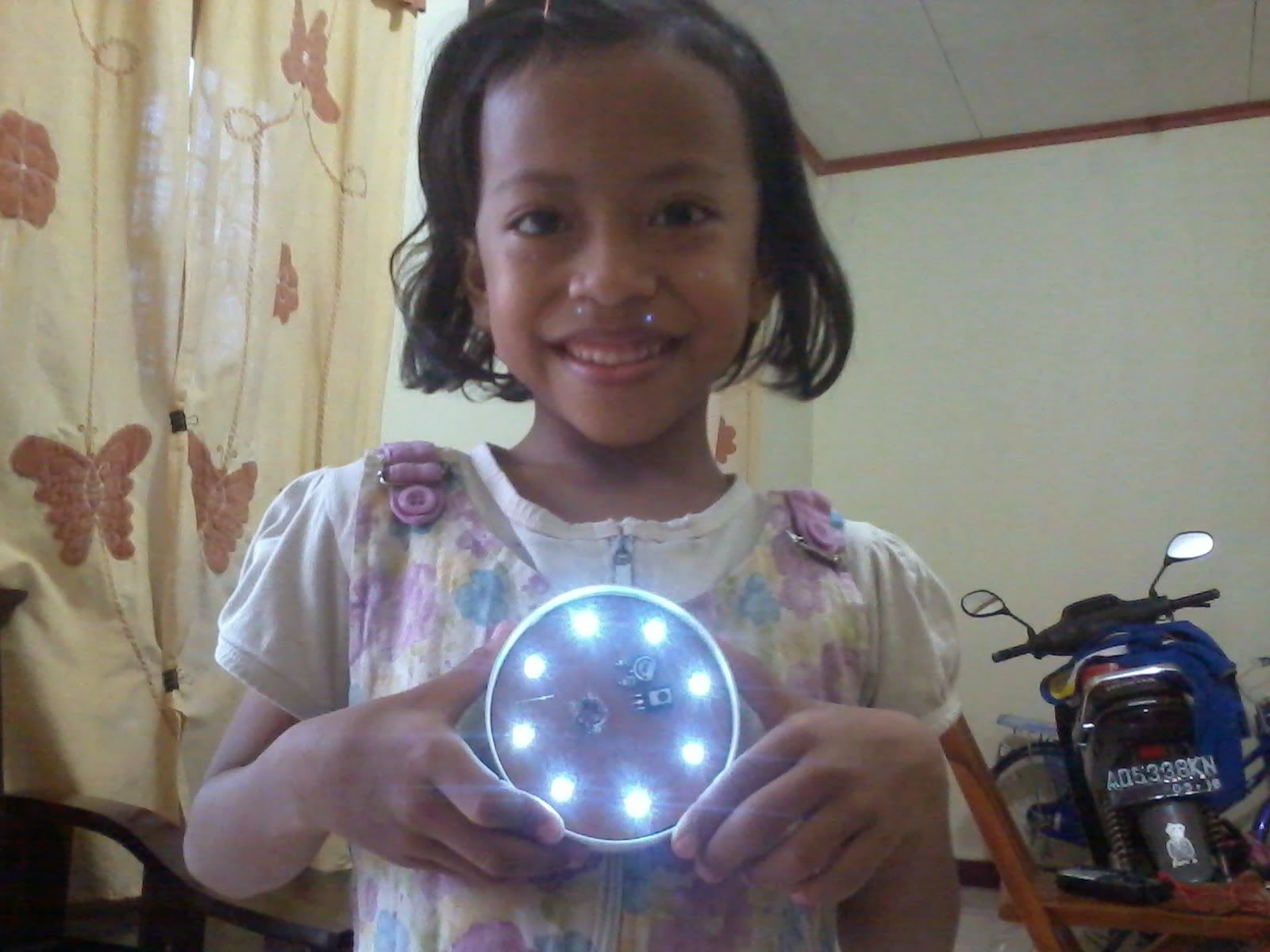 DIY 1,5 V to Light Up 15 LED : 5 Steps - Instructables