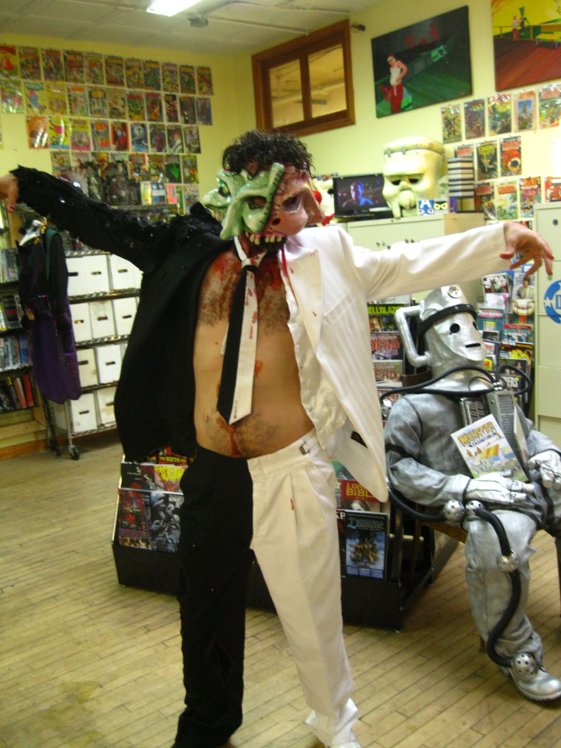 Impressionist TWO-FACE Costume! : 6 Steps (with Pictures) - Instructables