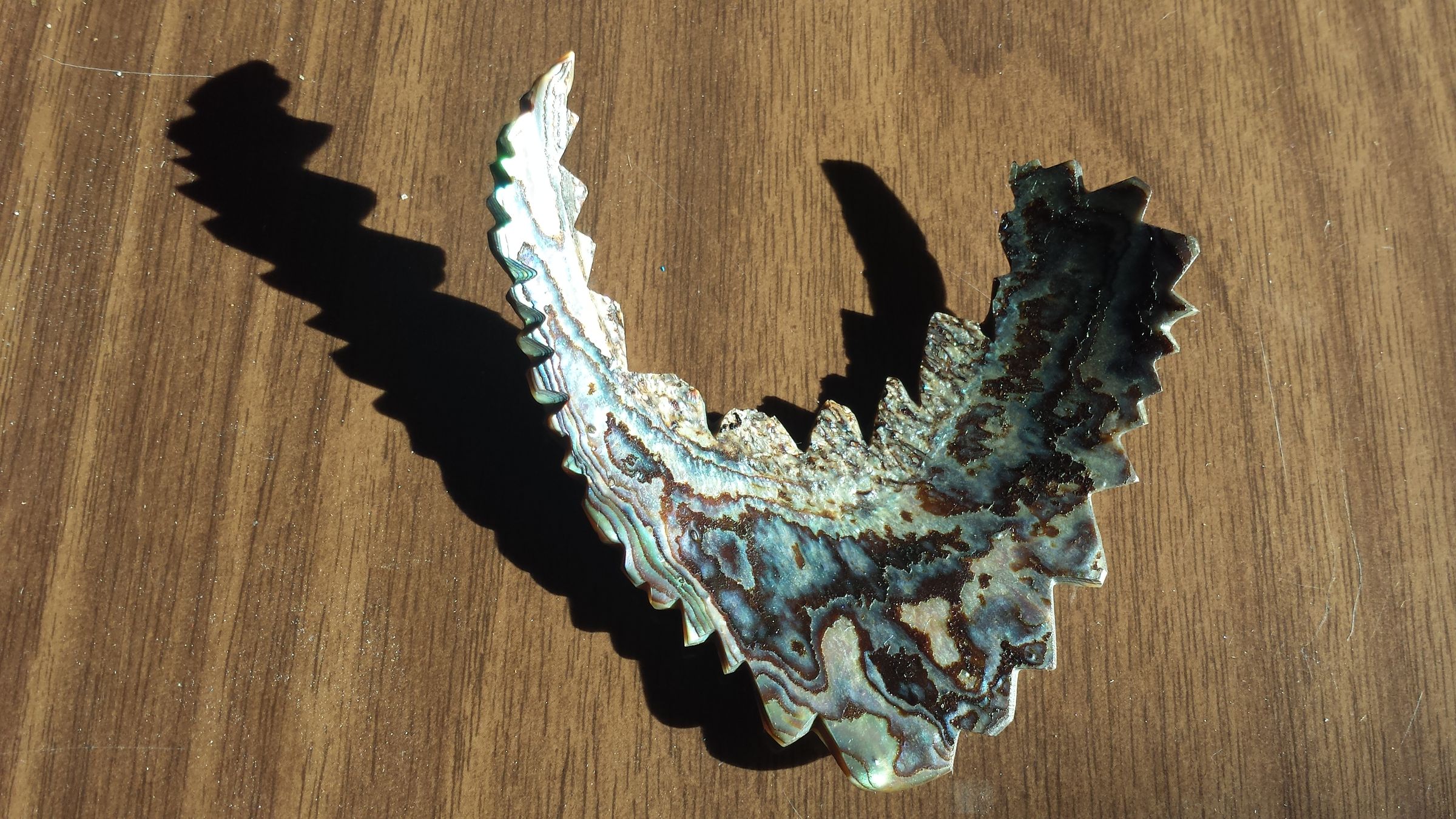 Upcycling & Carving Abalone Shell Into Jewelry and Gris Gris ...