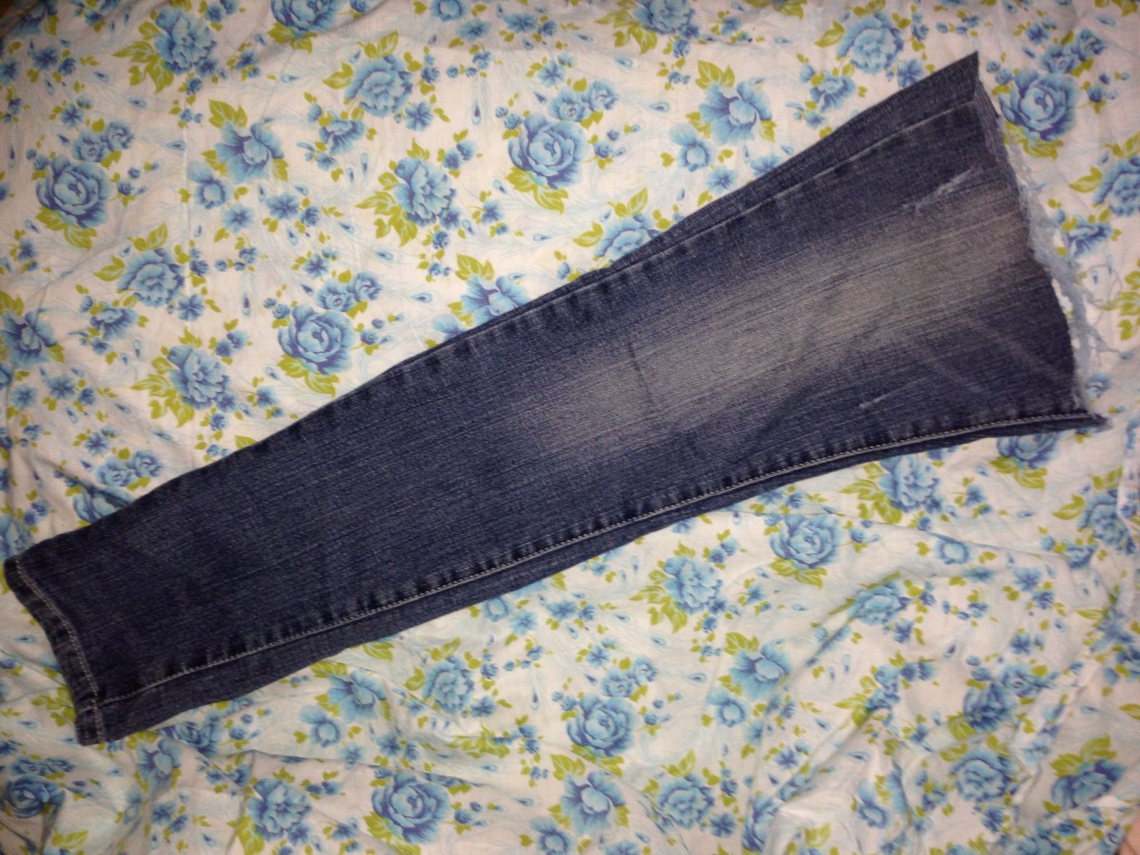 From Jeans You Wear to a Denim Bag You Carry : 11 Steps (with Pictures ...