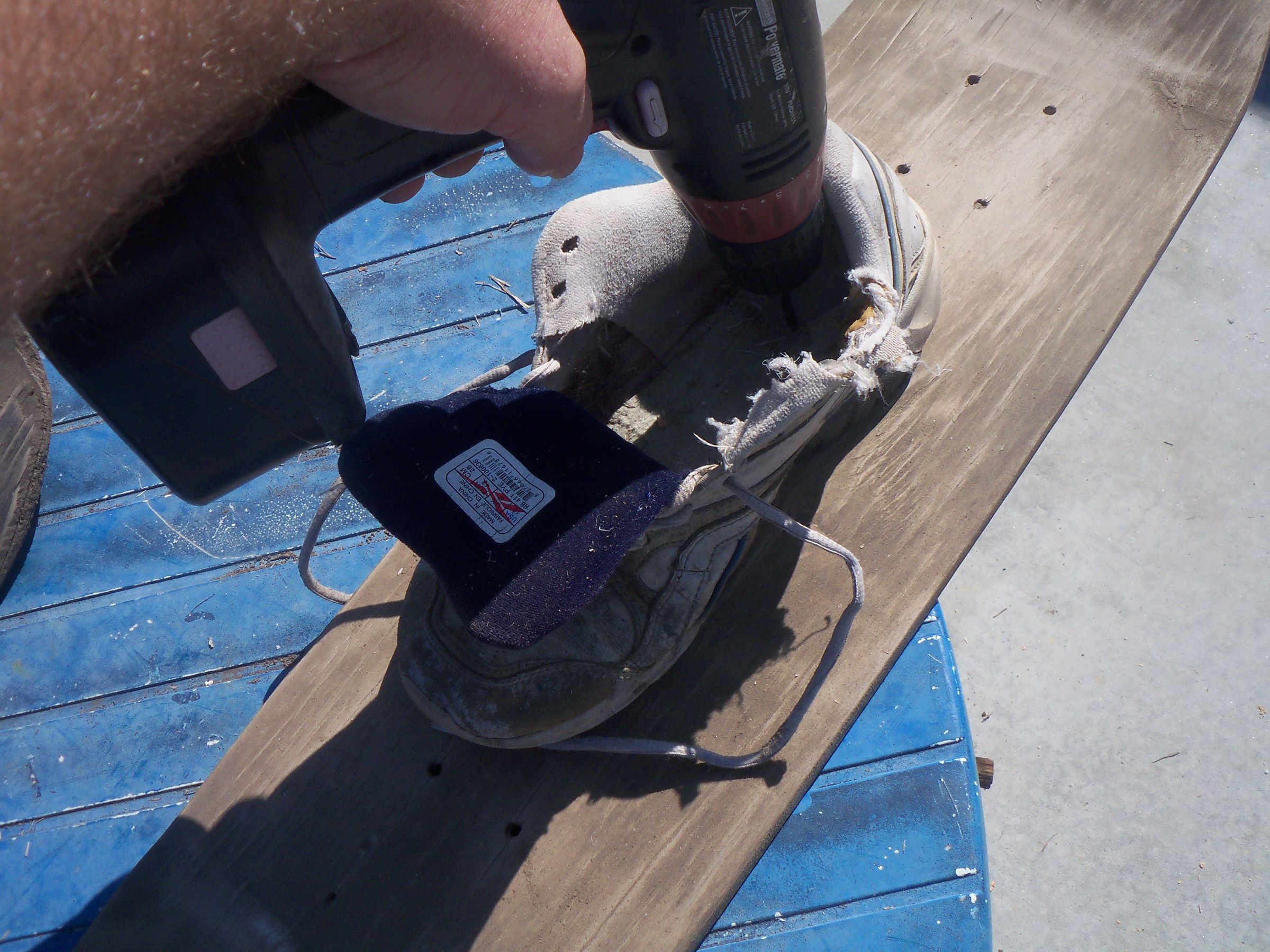 Make Grass Skis From Old Skateboards : 5 Steps (with Pictures ...