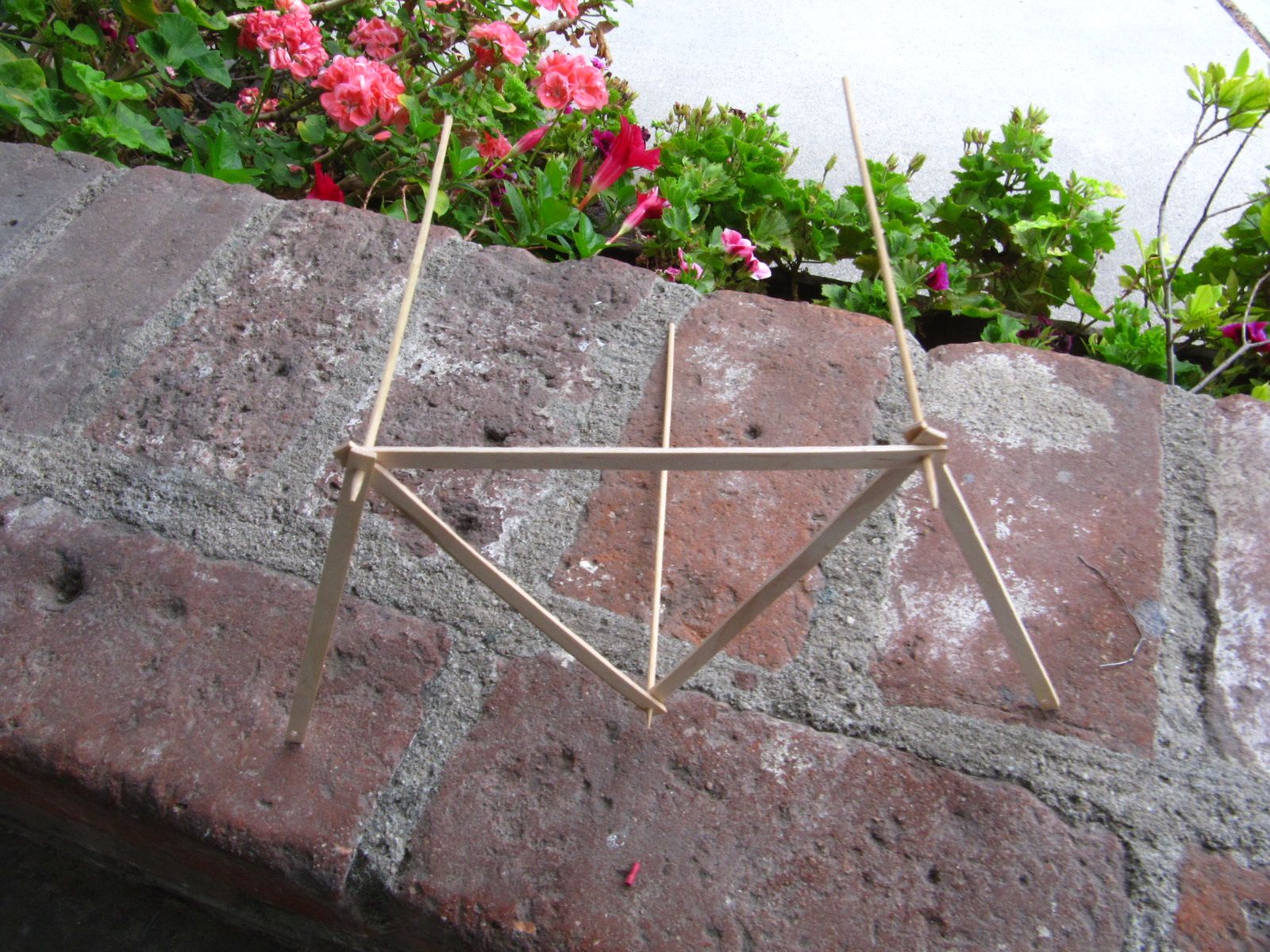 Solar Powered Ferris Wheel Toy : 3 Steps (with Pictures) - Instructables