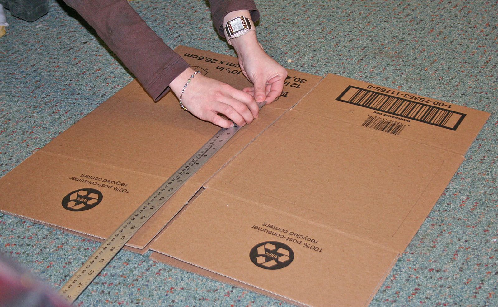 Amazing Magician Sawing Assistant in Half Costumes : 4 Steps (with ...