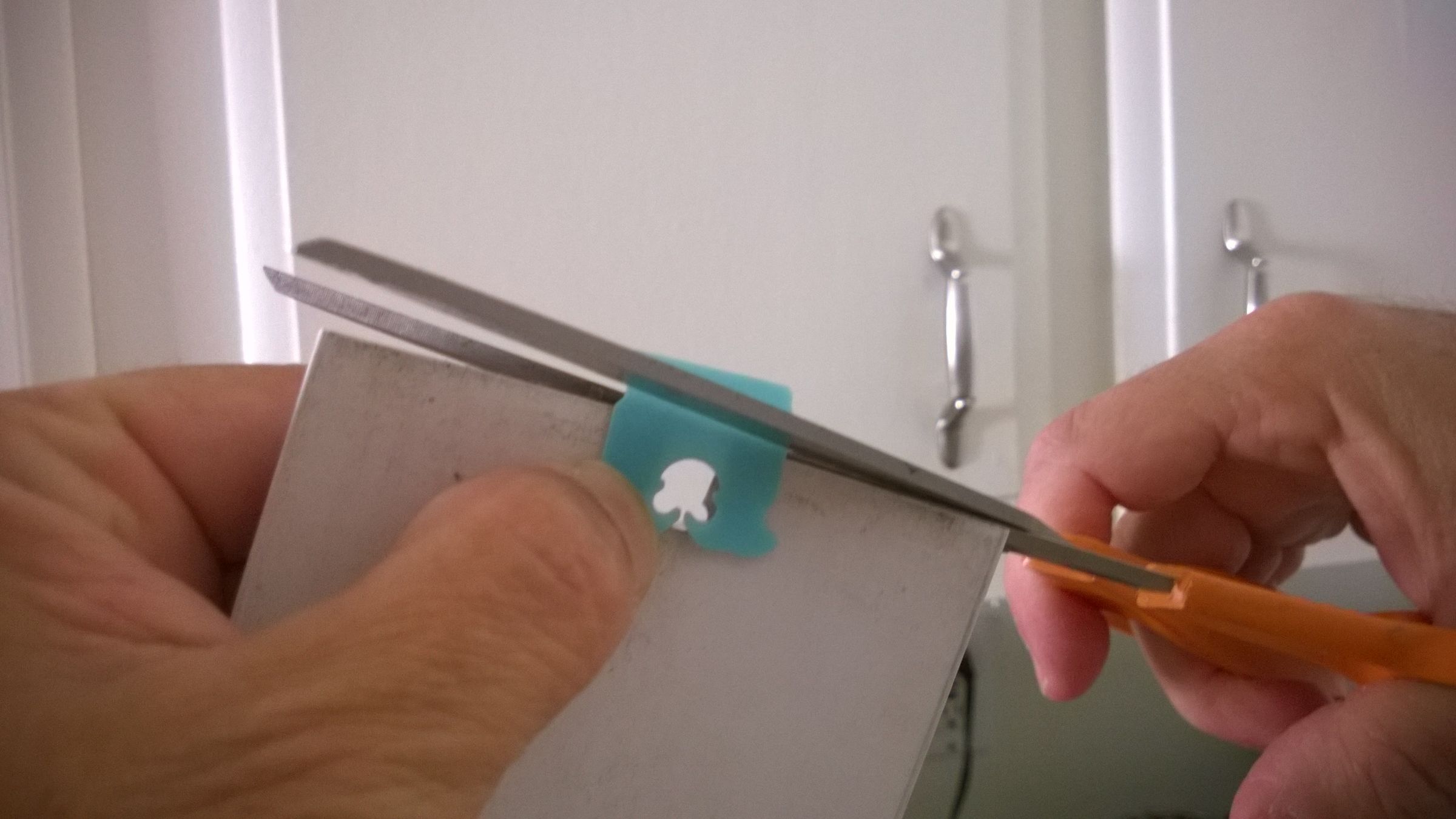 Fix Broken Vertical Blinds With Bread Clips - Instructables