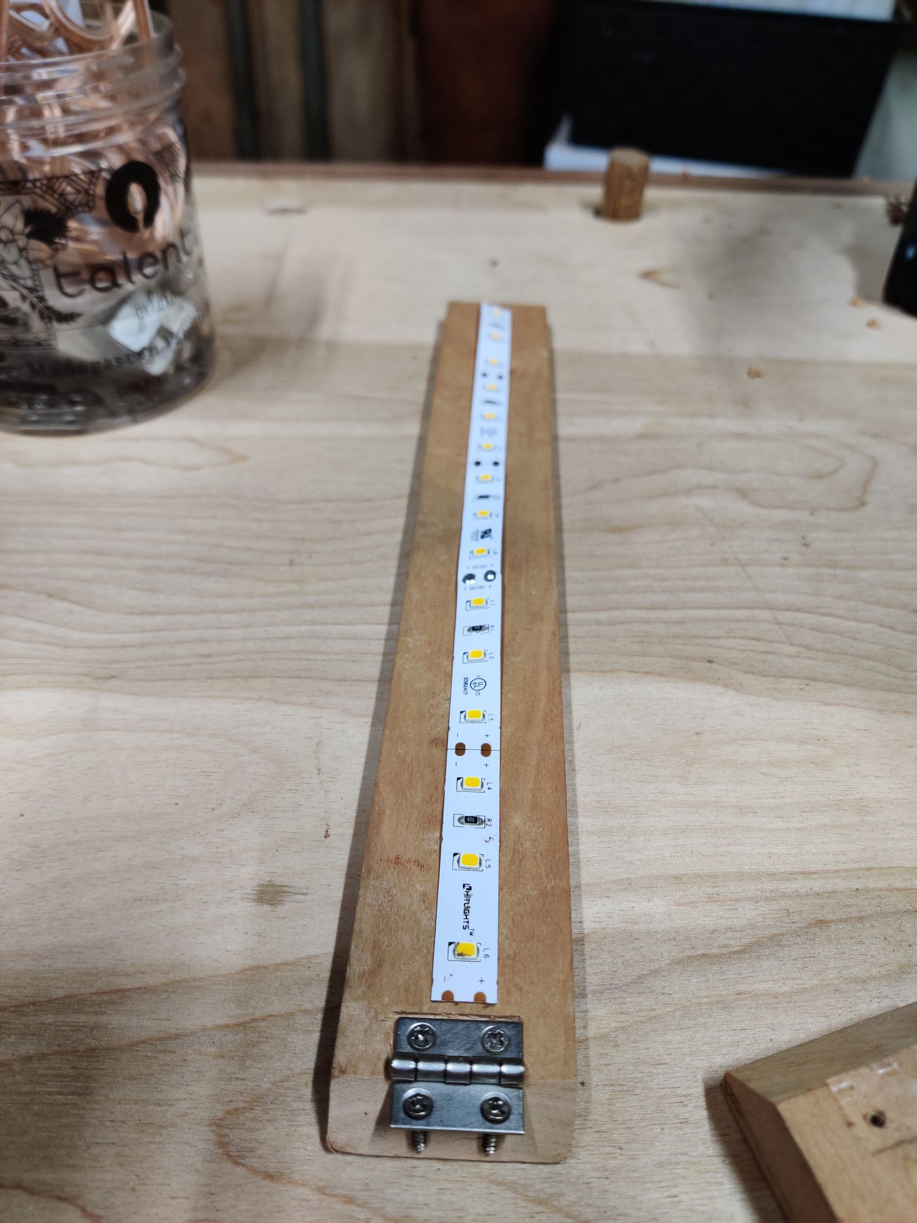 Table With Hidden Lamp : 11 Steps (with Pictures) - Instructables