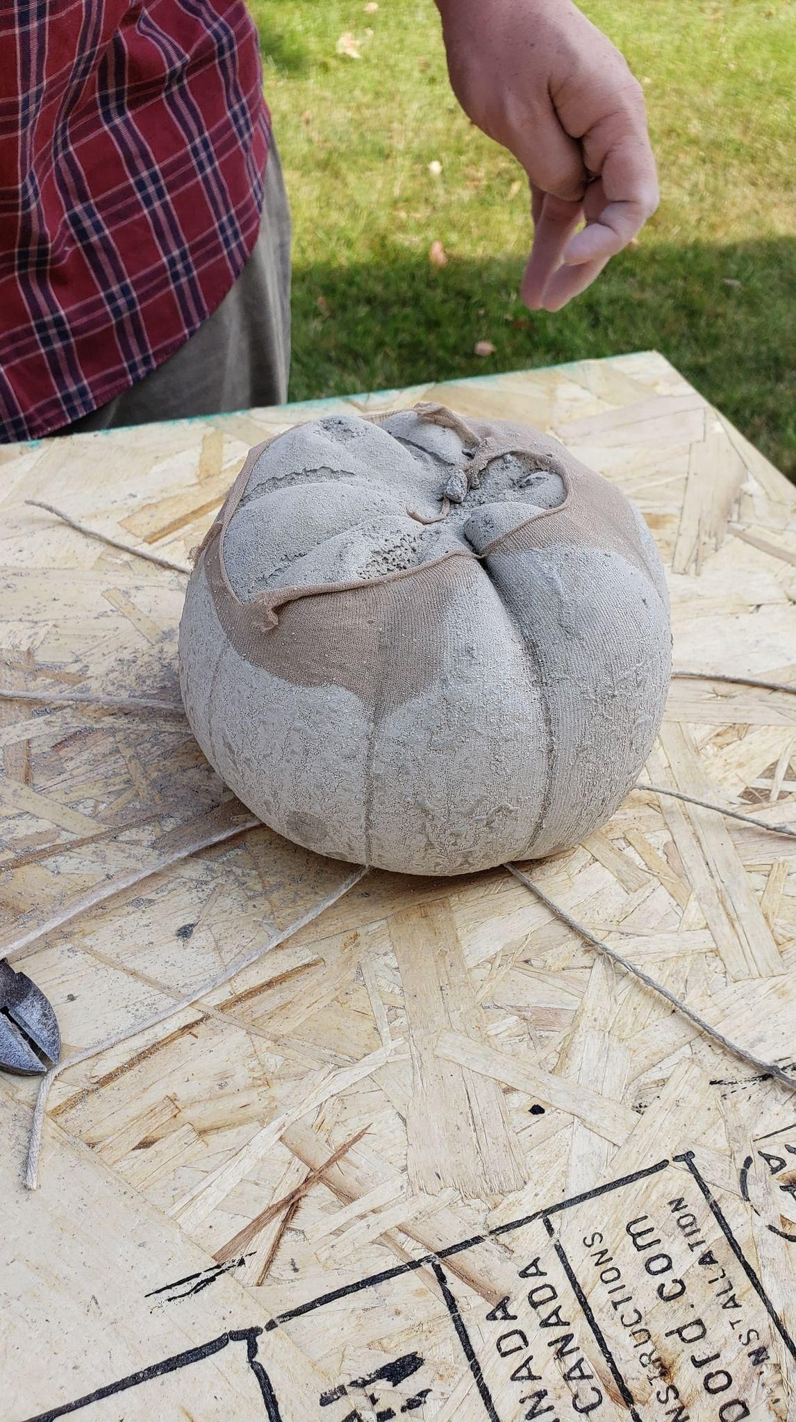 Cement Pumpkin Decorations : 4 Steps - Instructables