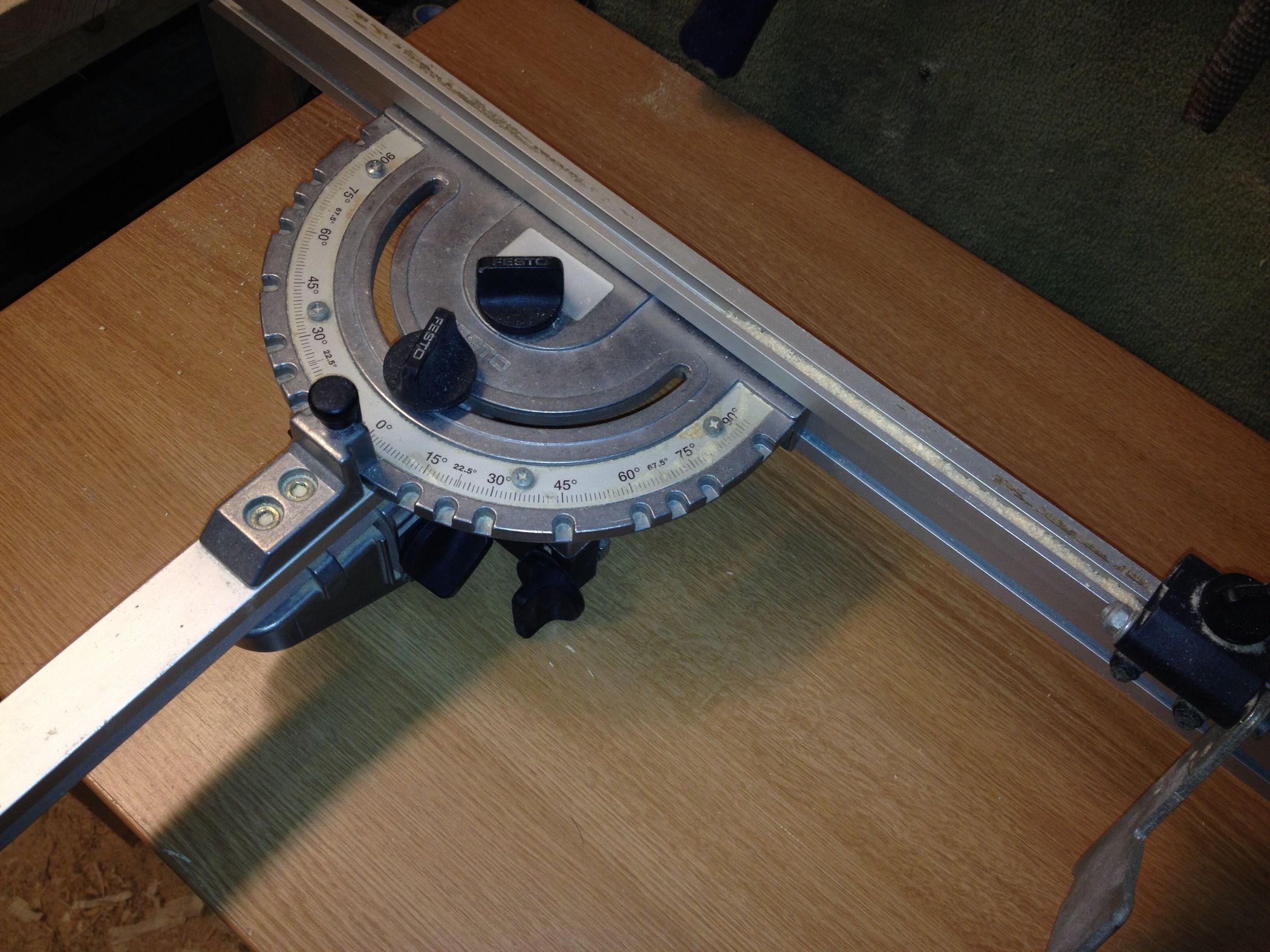 Fantastic Festool Fence Fix : 4 Steps (with Pictures) - Instructables