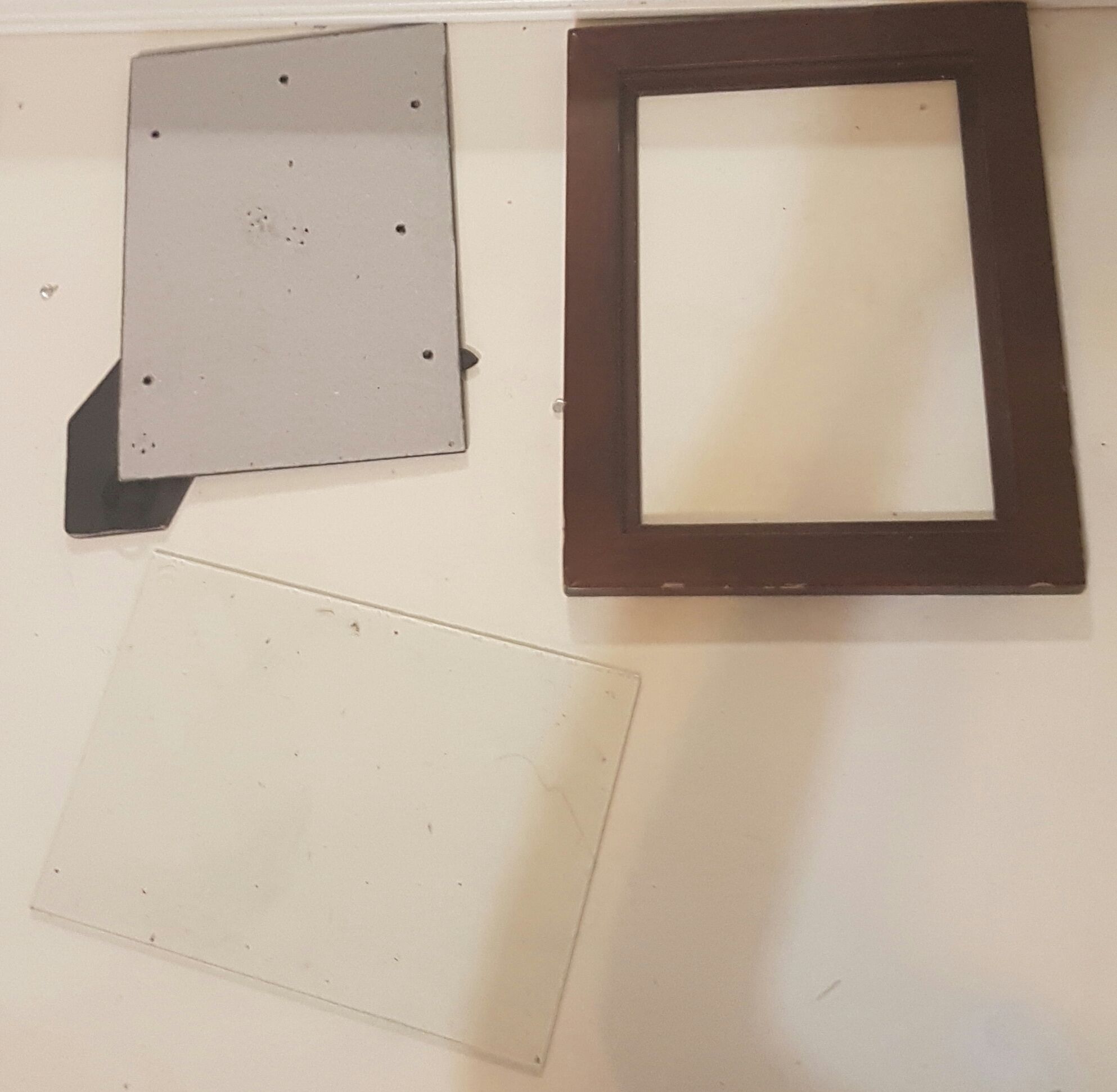 DIY Picture Frame Whiteboard : 7 Steps - Instructables