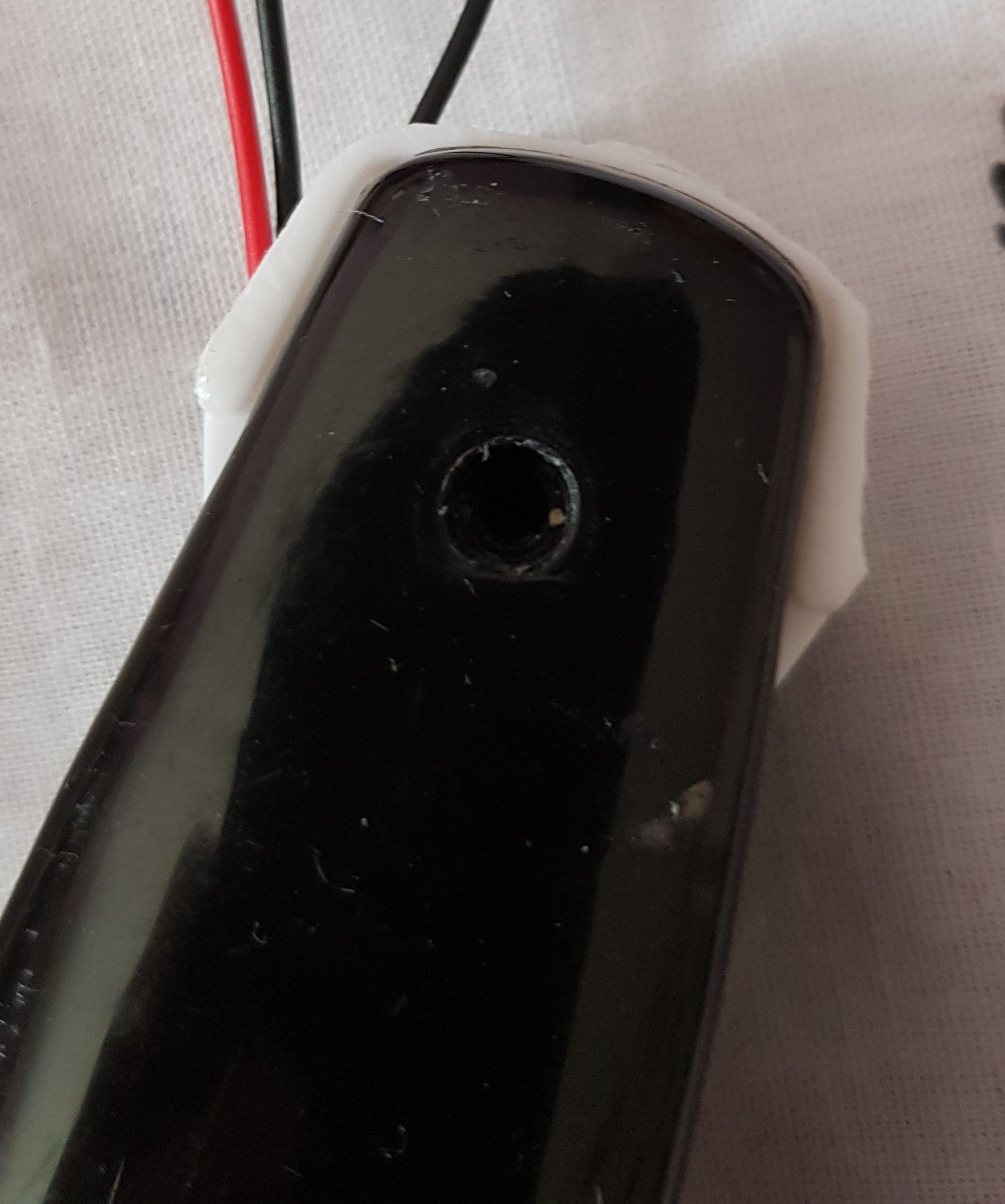 Flocking Gun for Car Interiors From Fly Swat and Sieve : 4 Steps ...