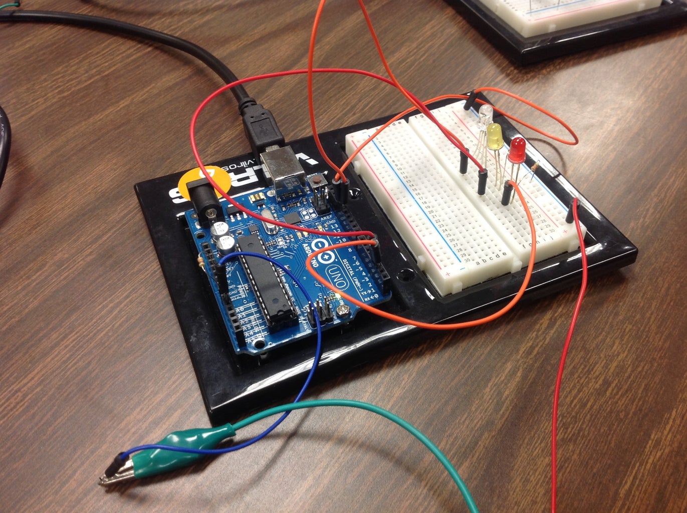 Arduino Battery Checker Instructables