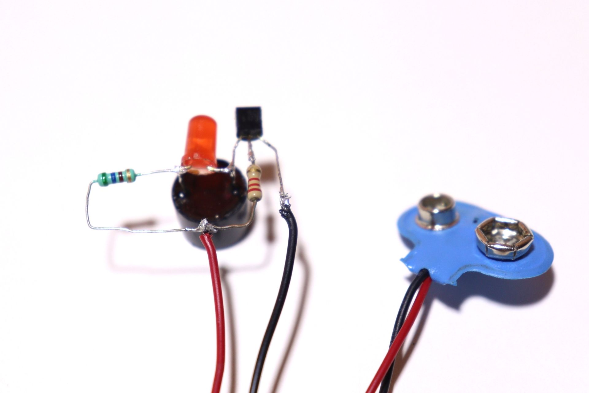 How to Make Wire Tripper Circuit Using BC547 Transistor : 8 Steps ...