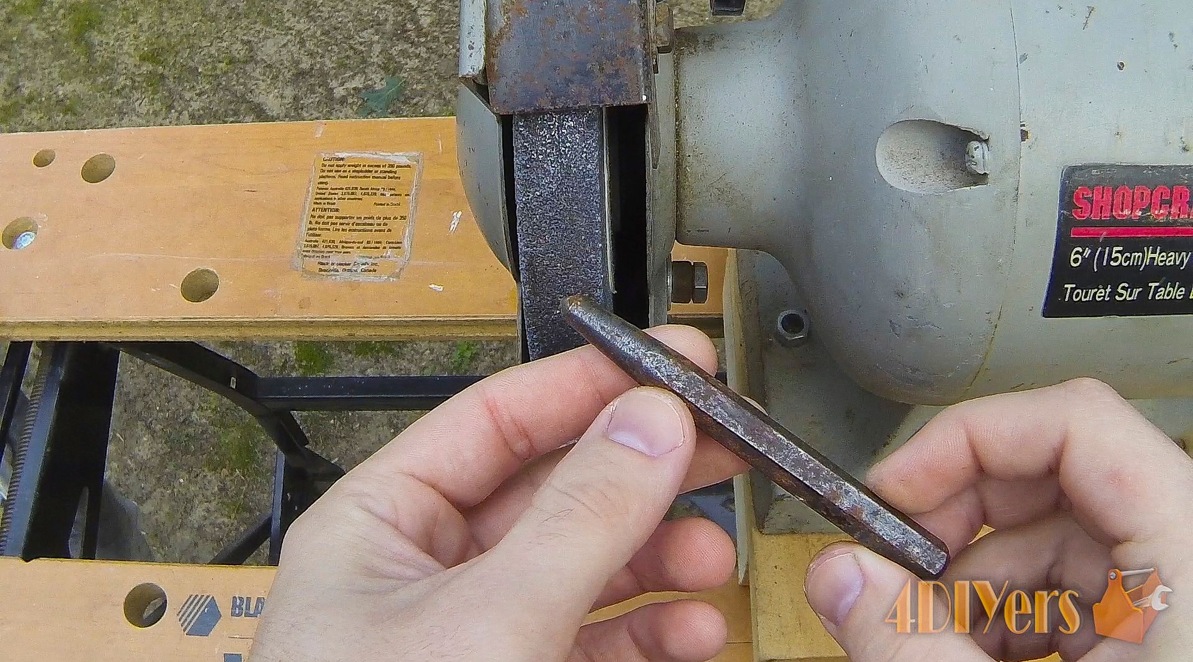 How to Sharpen a Center Punch : 3 Steps (with Pictures) - Instructables