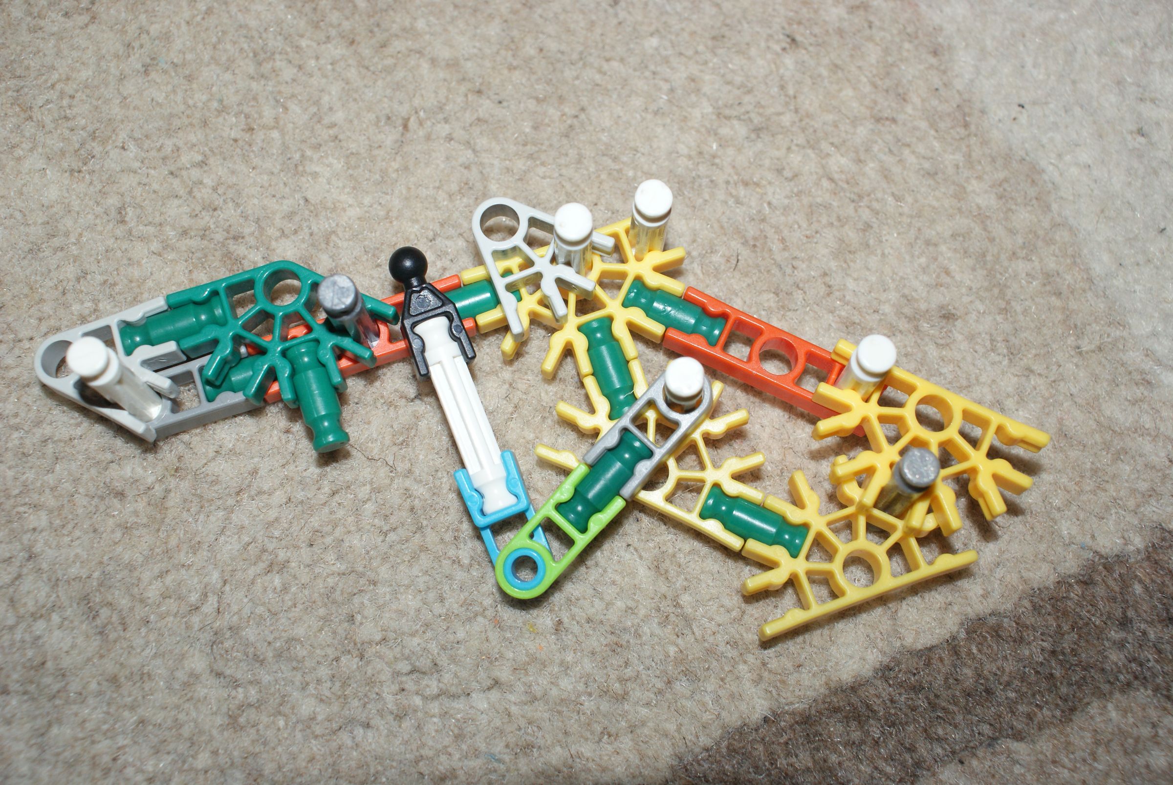 Building a K'nex Glock 39 : 3 Steps - Instructables