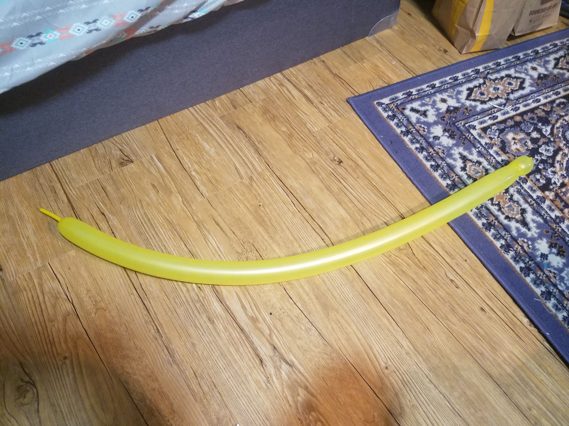 How to Make a Giraffe Balloon Animal : 10 Steps (with Pictures ...