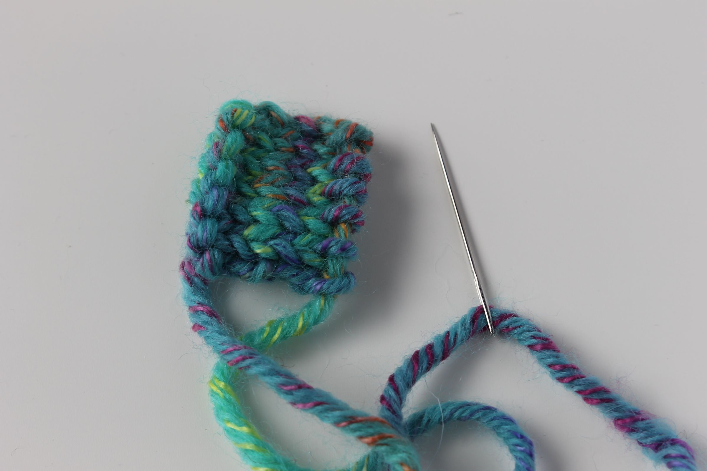 Knitted Blanket Buddy : 4 Steps (with Pictures) - Instructables